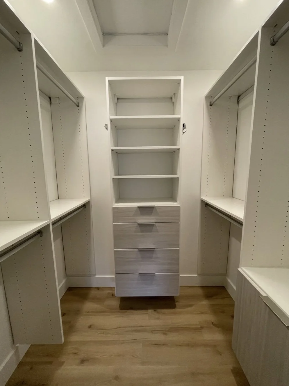 Toronto Custom Closets — Your Life - Organized.