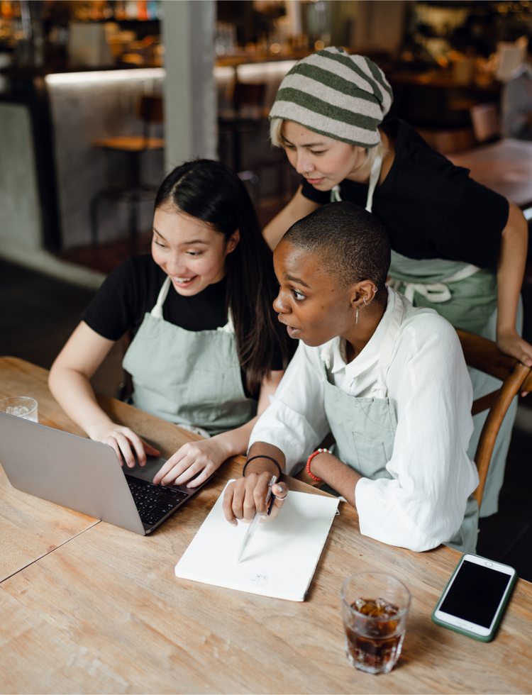 Must-Know Guide to Virtual Group Interviews - DecodeHR