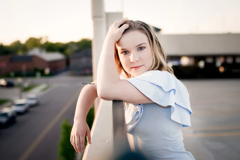 Chloe's Senior Session // Metro Detroit Senior Photographer // chelsie ...