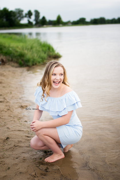 Chloe's Senior Session // Metro Detroit Senior Photographer // chelsie ...
