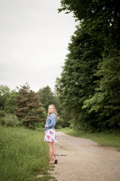 Chloe's Senior Session // Metro Detroit Senior Photographer // chelsie ...