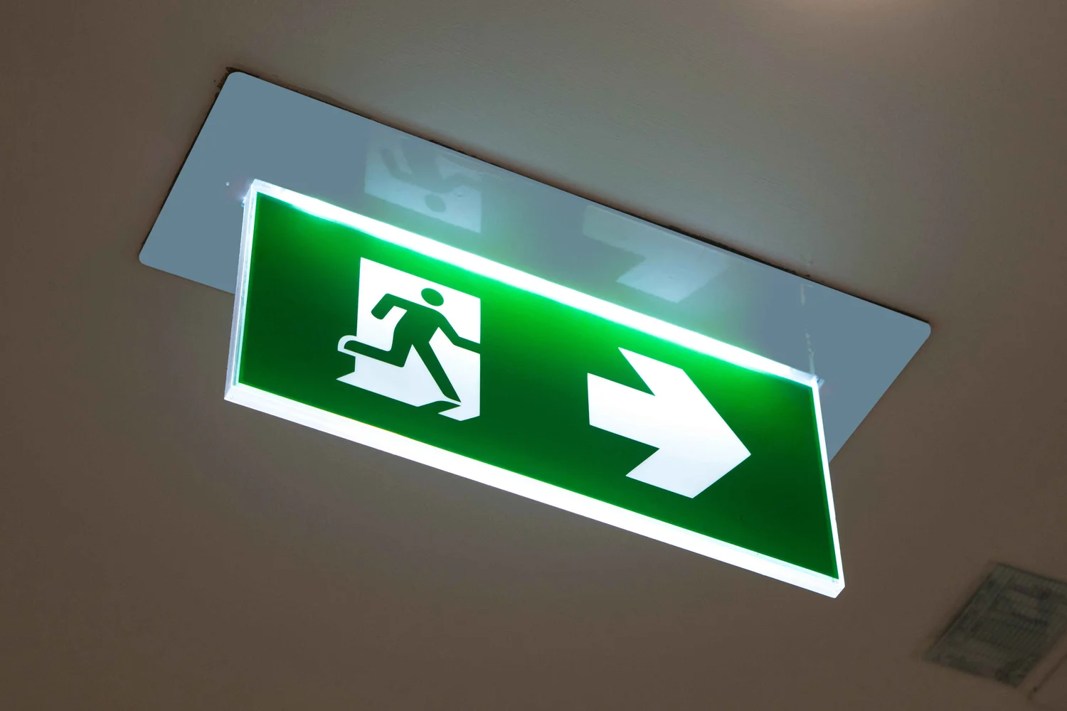 Services — MES - Essential Safety Measures Melbourne