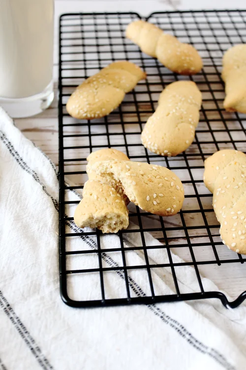 Koulourakia (Greek Easter Cookies) — Poetry & Pies