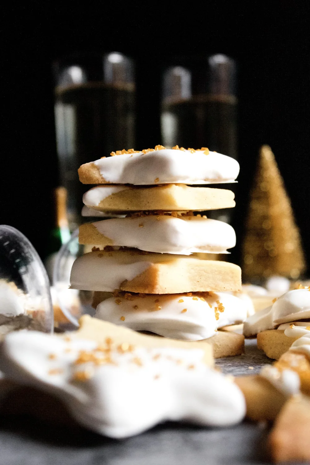 Vanilla Bean White Chocolate Shortbread — Poetry & Pies