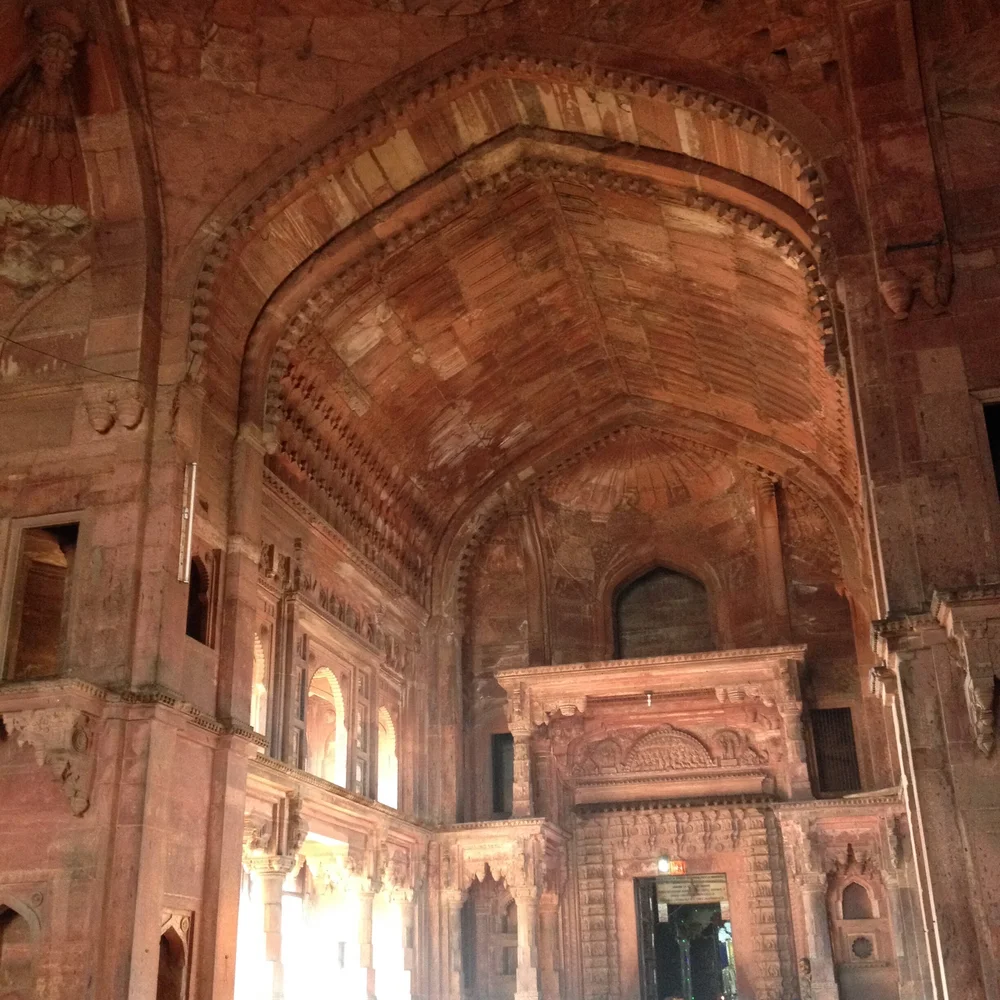 PLATFORM: The Mughal Temple in Banaras and Beyond