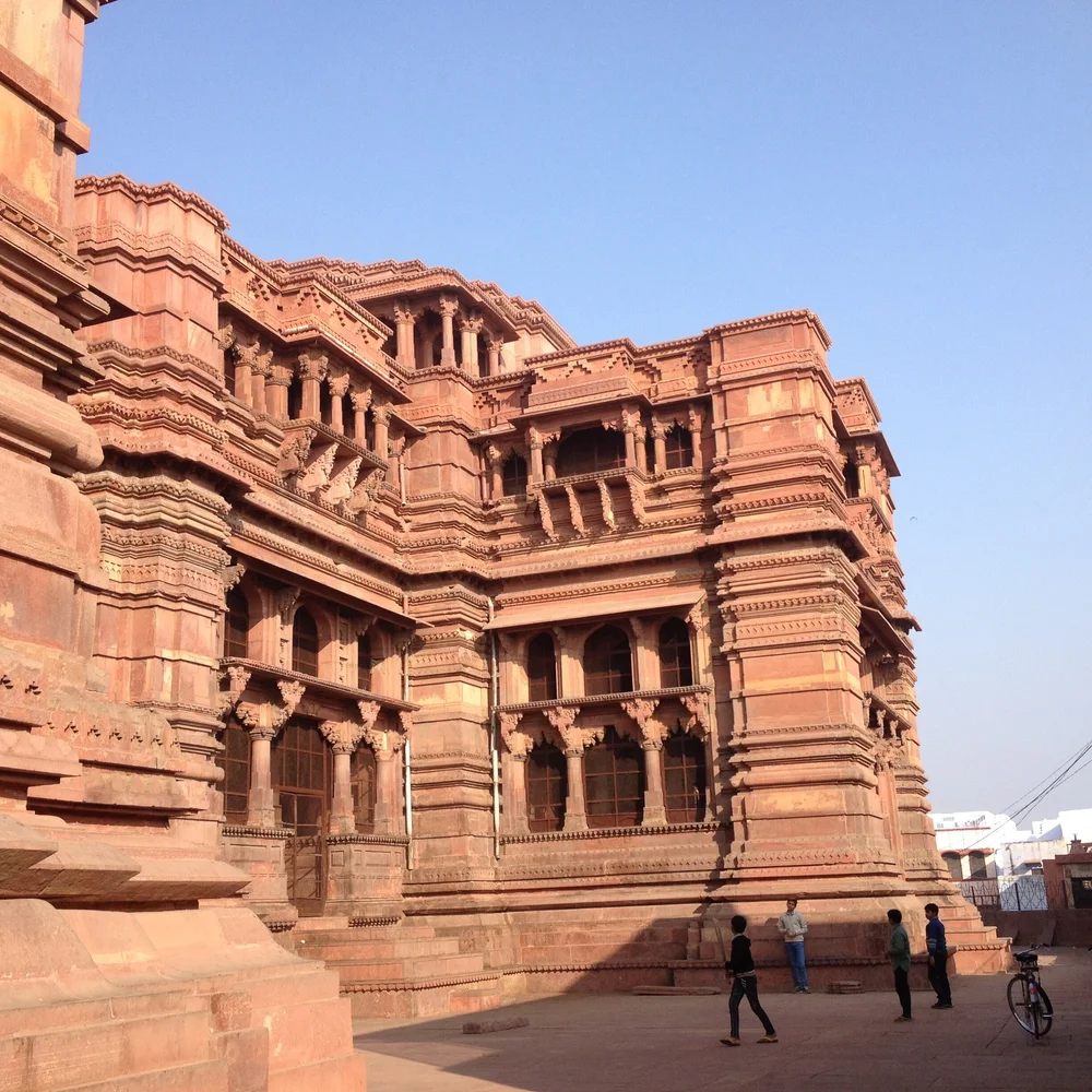 PLATFORM: The Mughal Temple in Banaras and Beyond