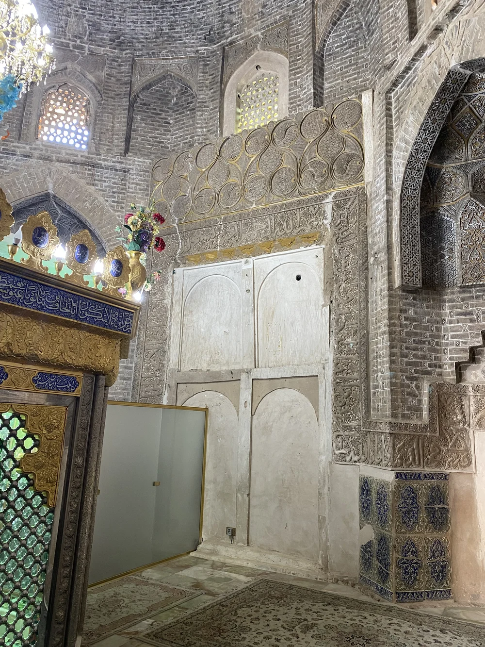 PLATFORM: Framing, Performing, Forgetting: The Emamzadeh Yahya at Varamin