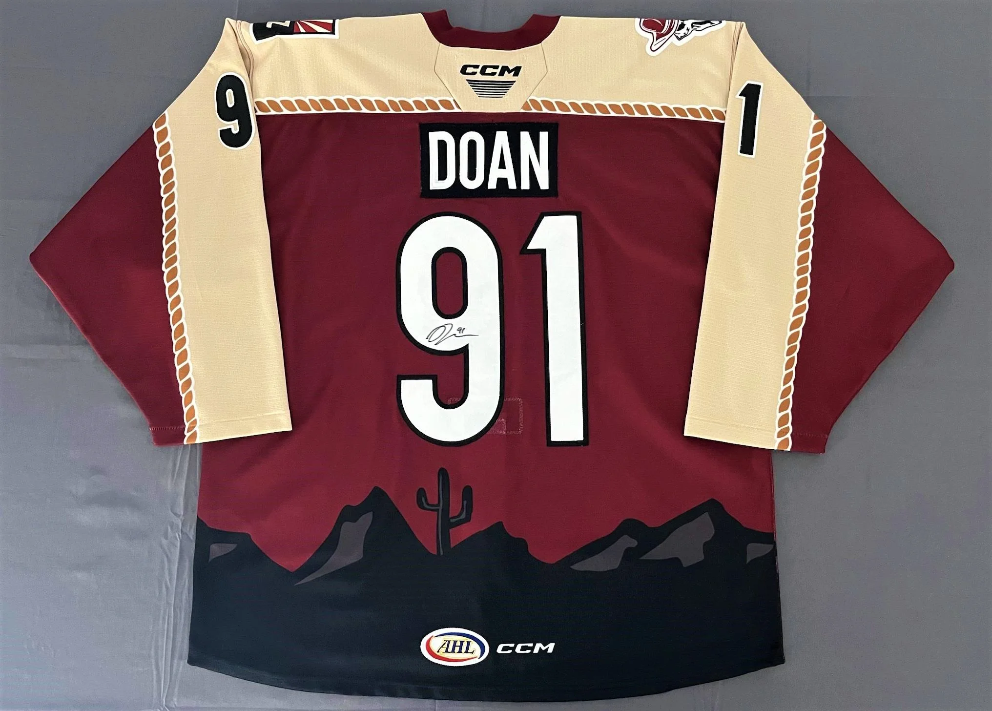 Josh Doan 2022-2023 Tucson Roadrunners El Lazo Set Game Worn Jersey ...