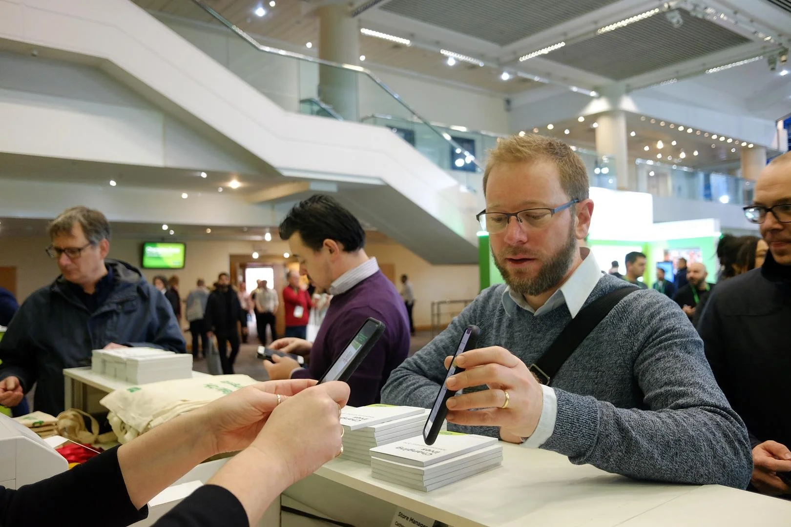 Social Distancing at Events: Our 10 Step Guide - Event Connections