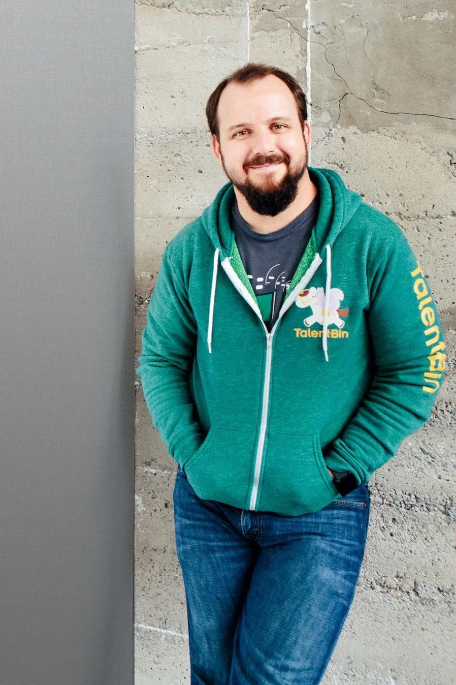Founding Sales—The Founder Led Sales & Startup Sales Handbook