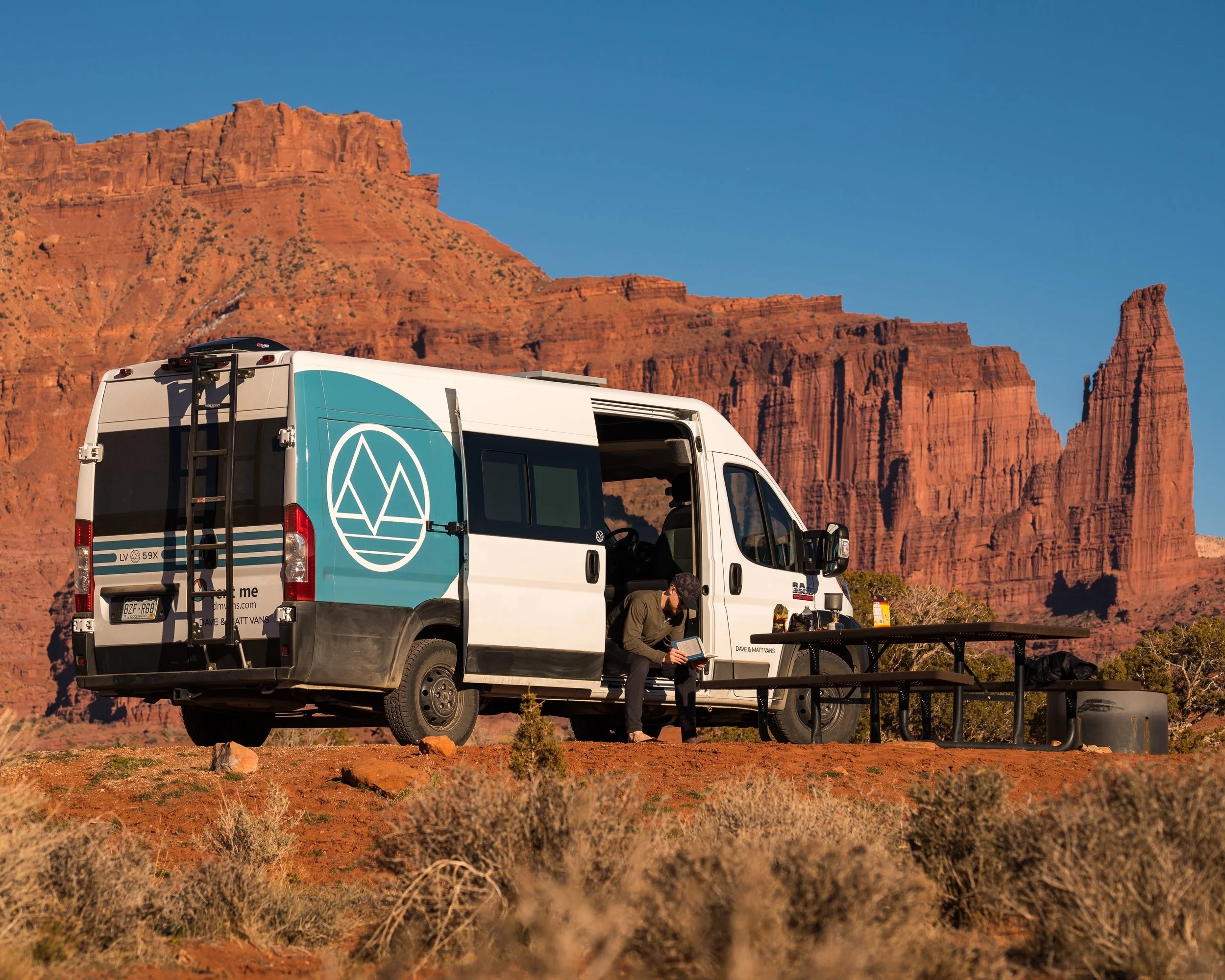 Red and White All Over - A Winter Road Trip to Utah — The Journal of ...