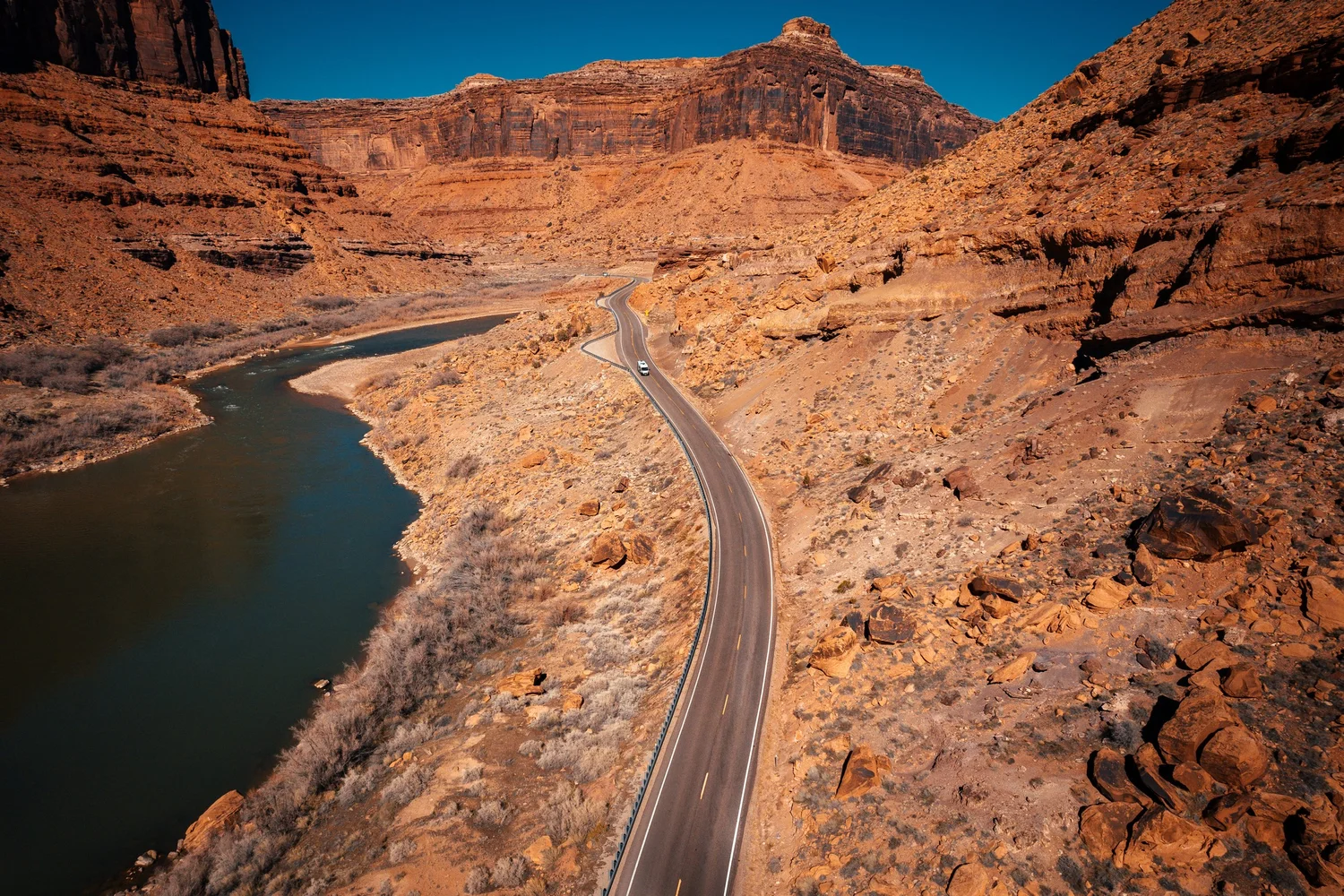 Red and White All Over - A Winter Road Trip to Utah | The Journal of ...