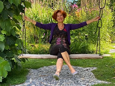 Writing retreat with international expert Helen Sword on Waiheke Island ...