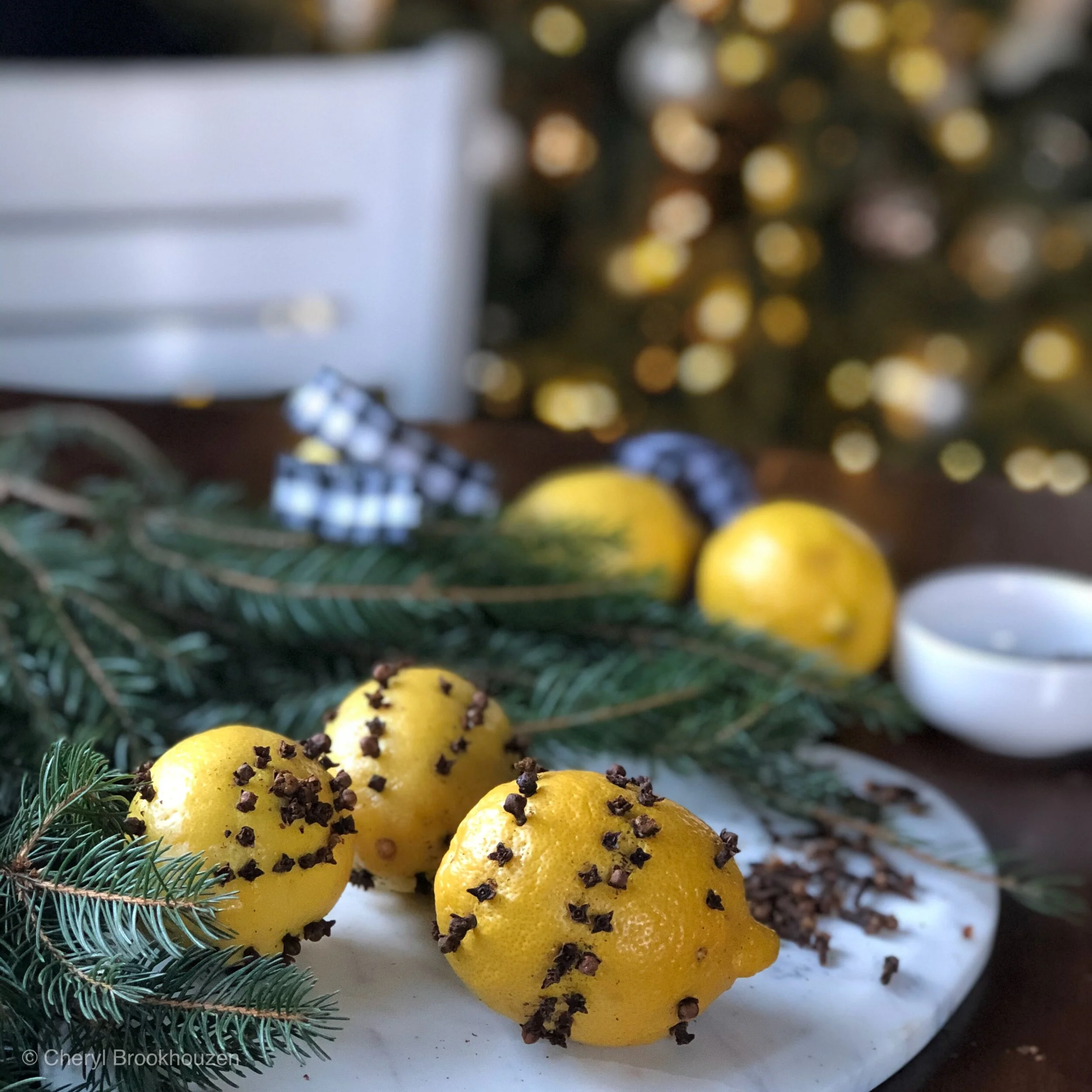 Making Fragrant Pomanders — The Giddy Chick