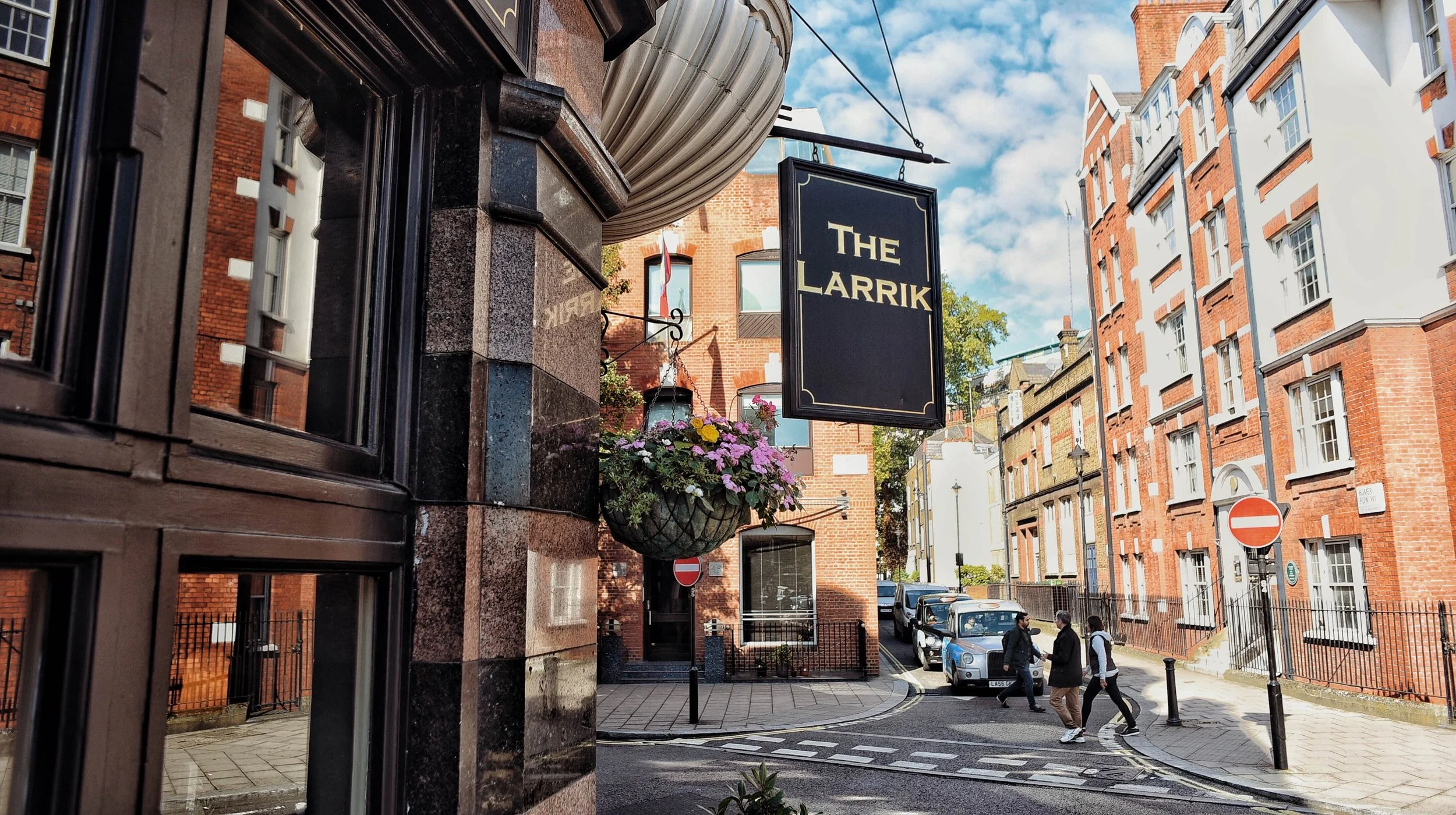 Book Your Table at The Larrik, Marylebone — The Larrik, Marylebone