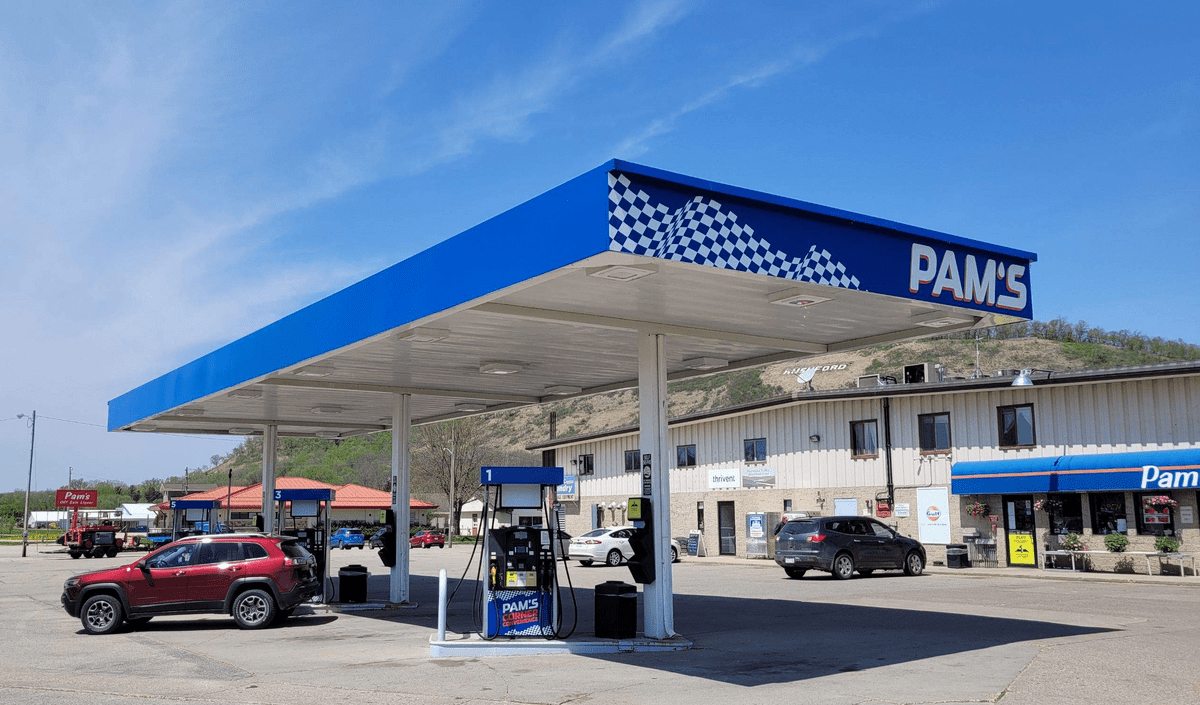 Branded or Unbranded Fuel for C-Store Owners | Venture Fuels