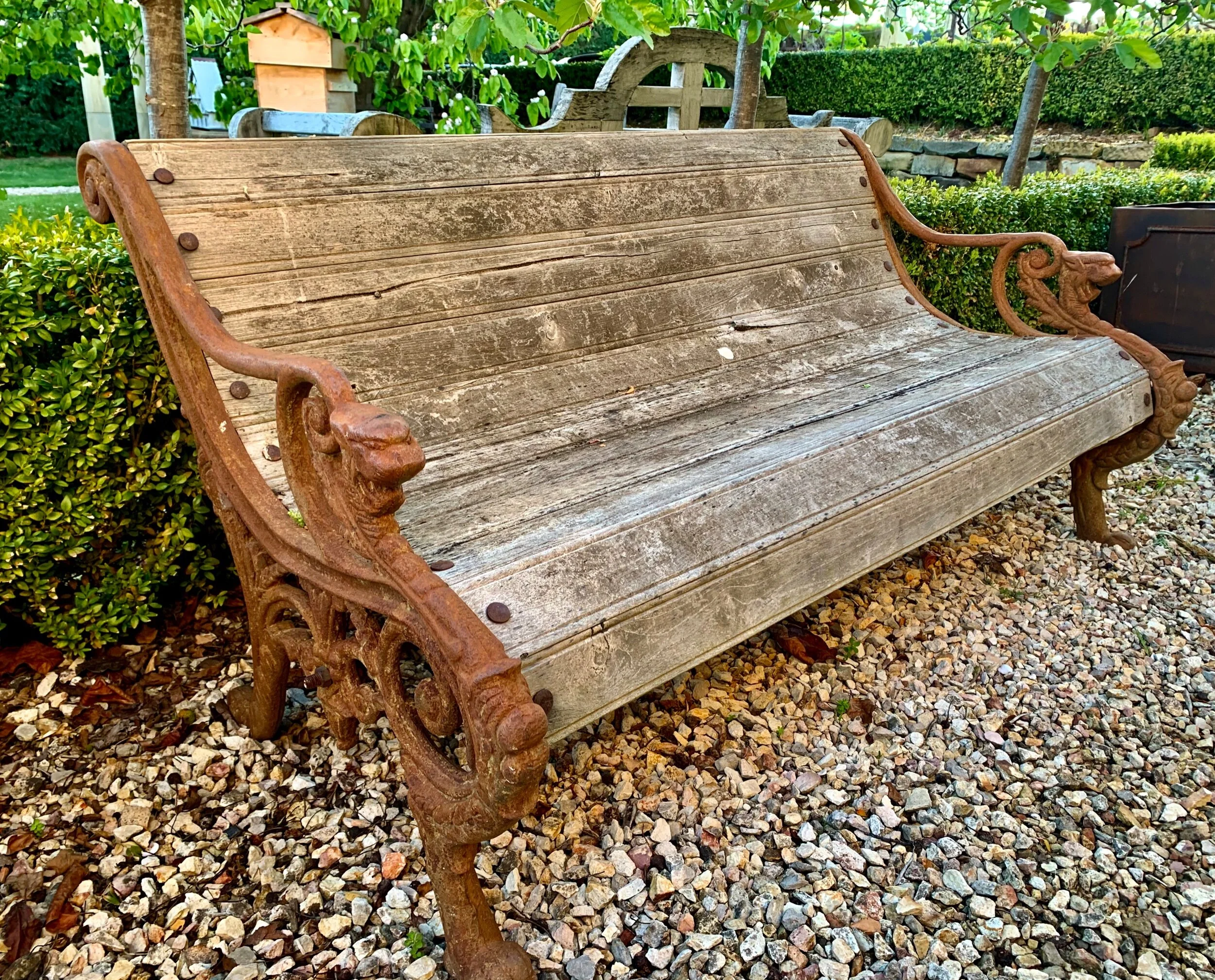 Seats & Benches — THE JARDIN ROOM