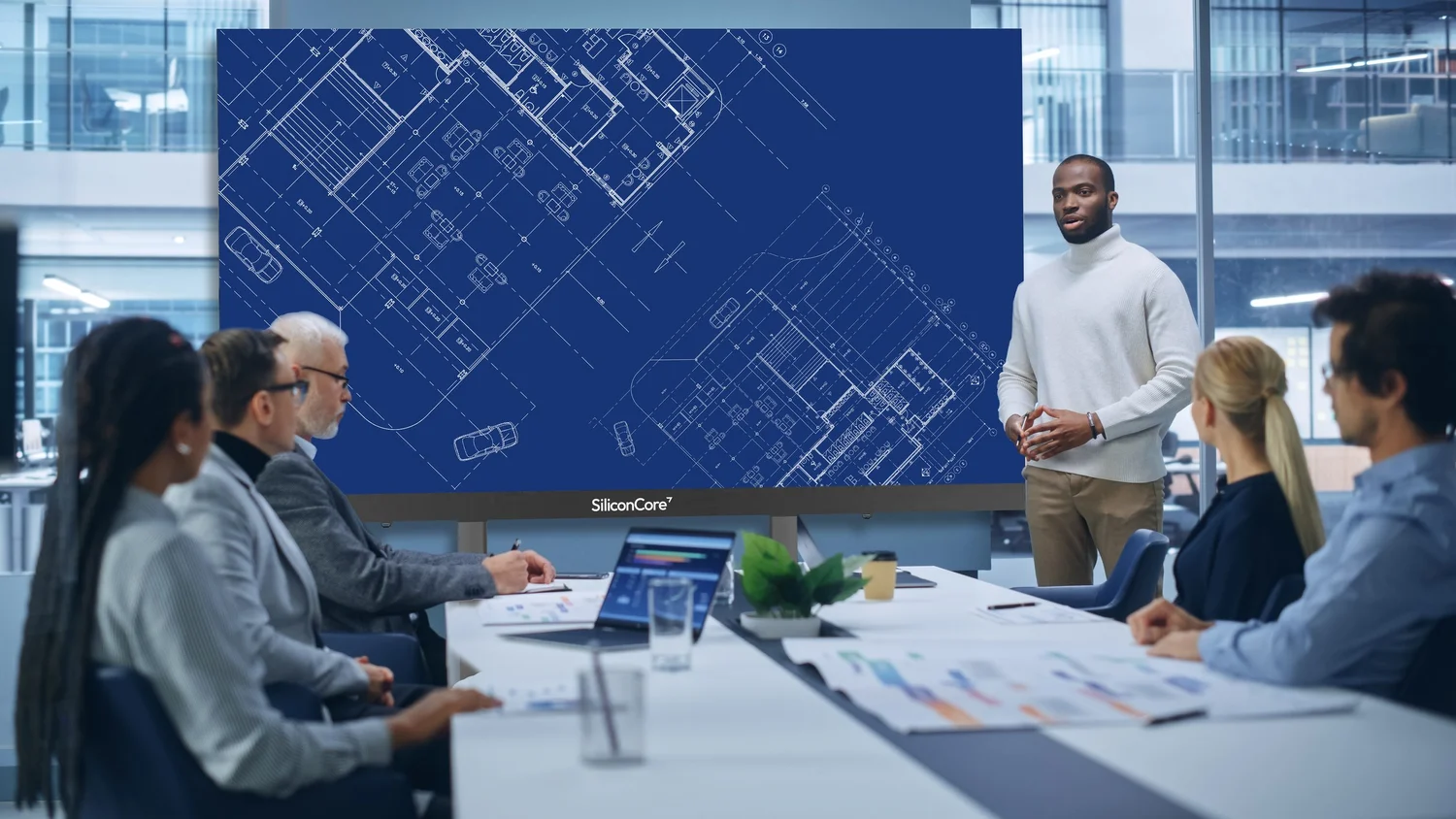 SiliconCore launches Highest Resolution, Lowest Power 135” Mobile AIO ...