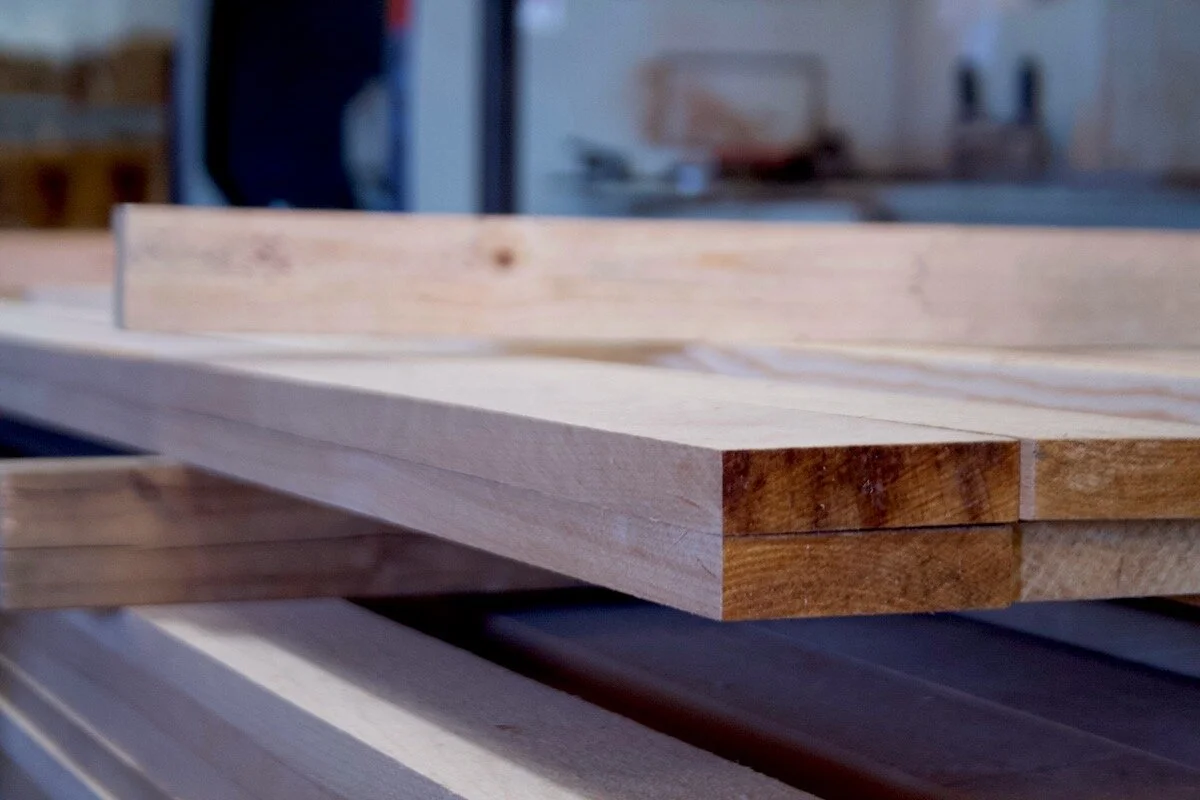 The Reclaimed Wood Process: Turning Old Barns Into Reclaimed Wood ...