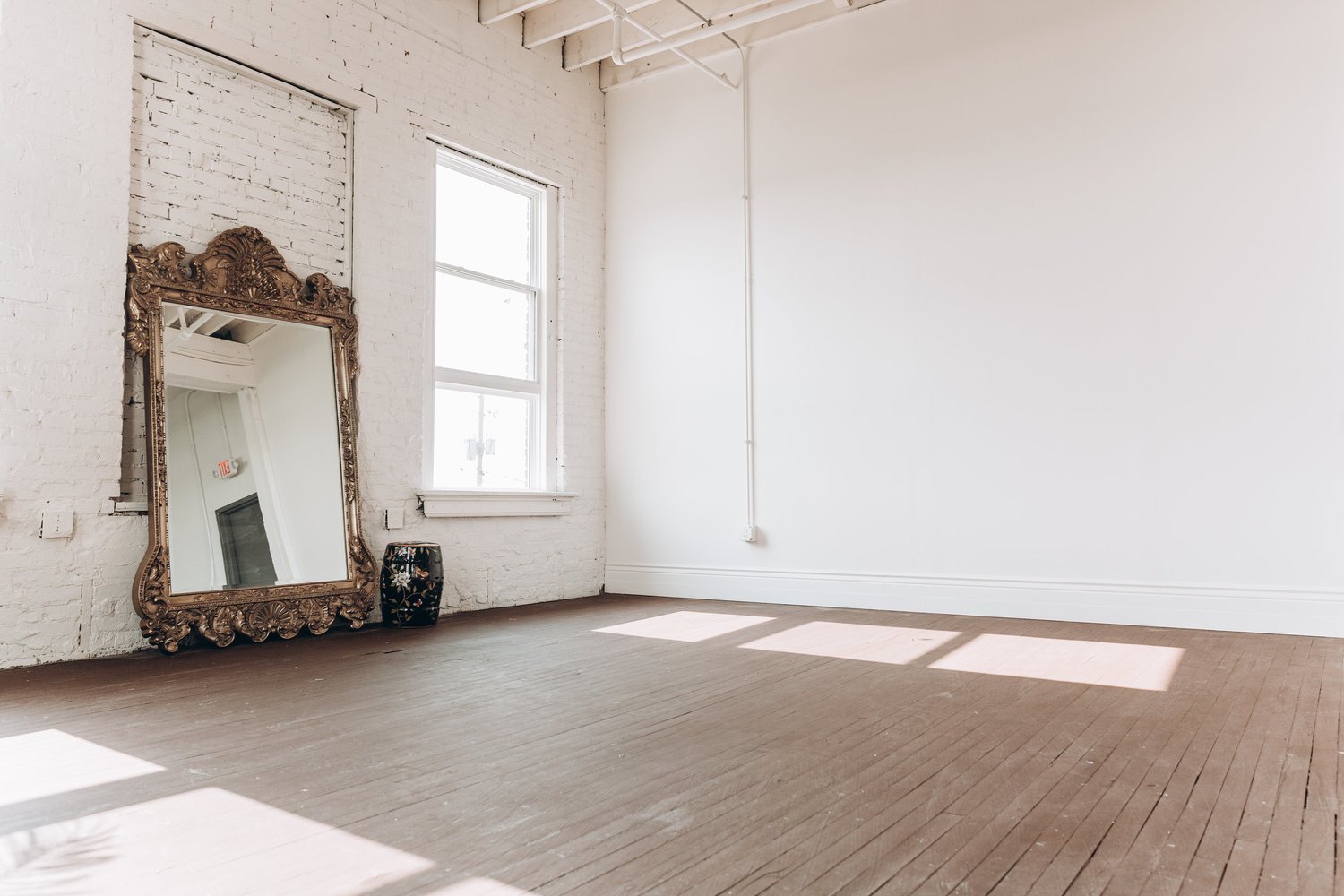 Studio — MILLENNIAL SUITE