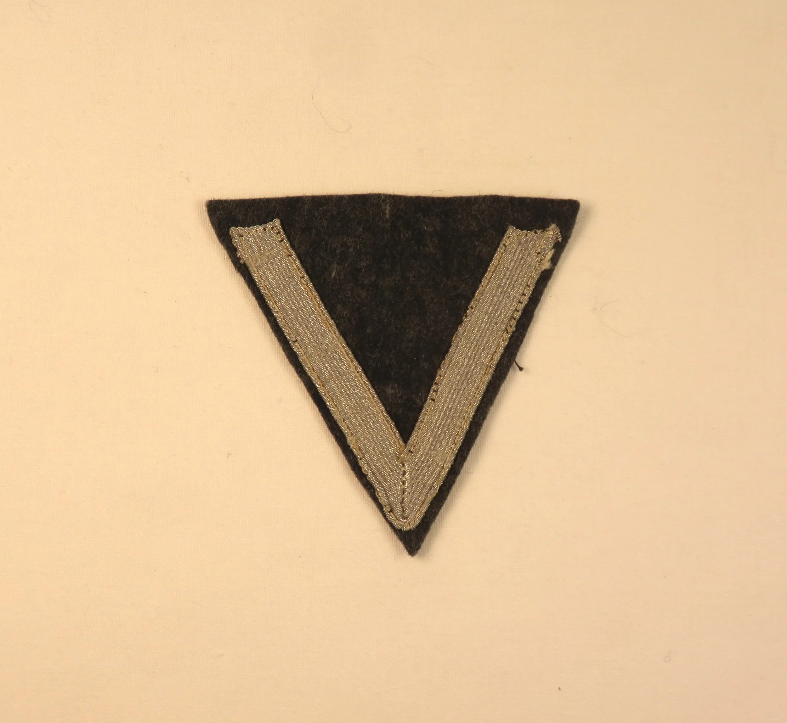 Germany. Luftwaffe Gefreiter Rank Chevron — WW2 Collectors World