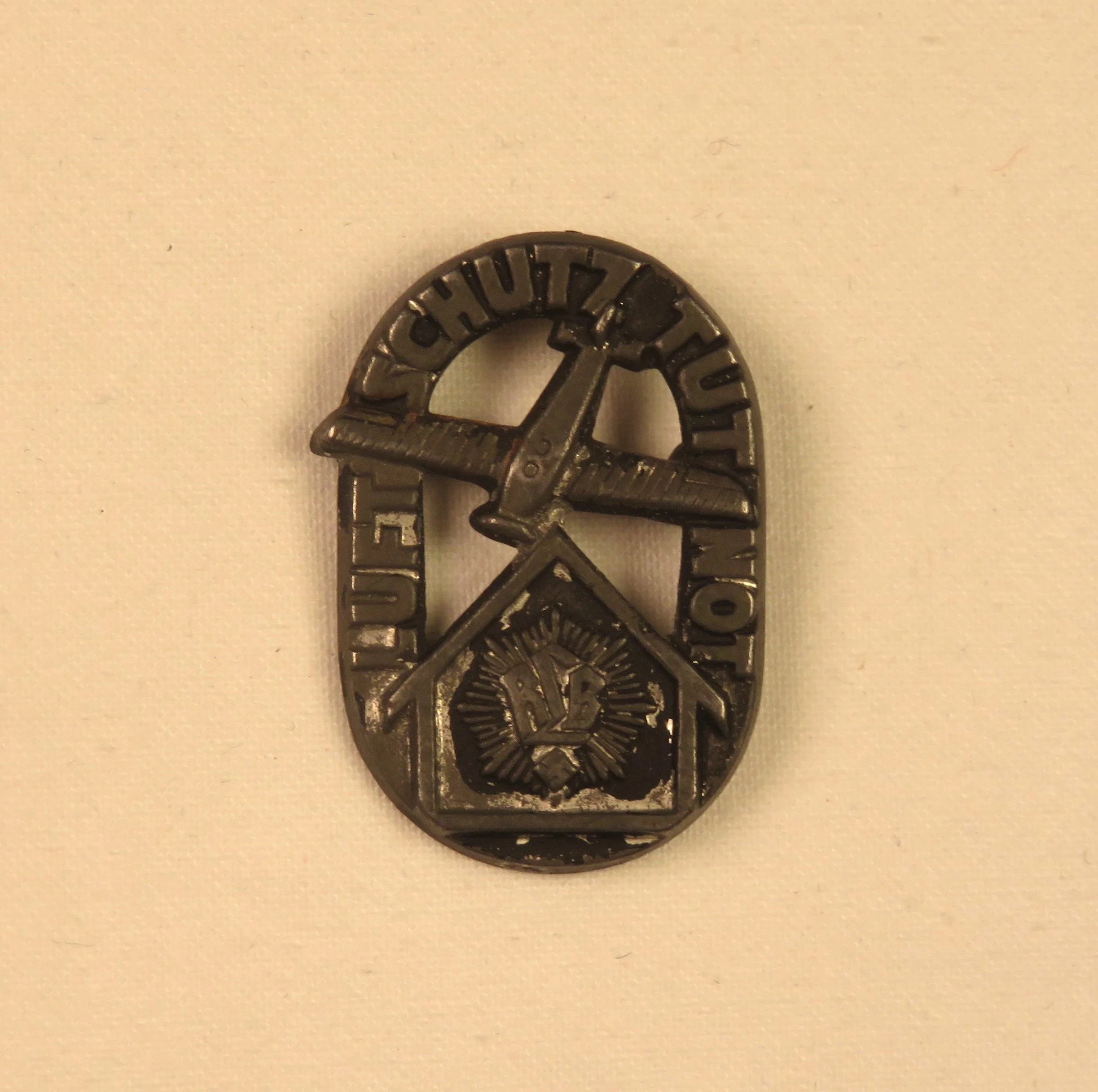 Germany. RLB Luftschutz Emergency Badge — WW2 Collectors World