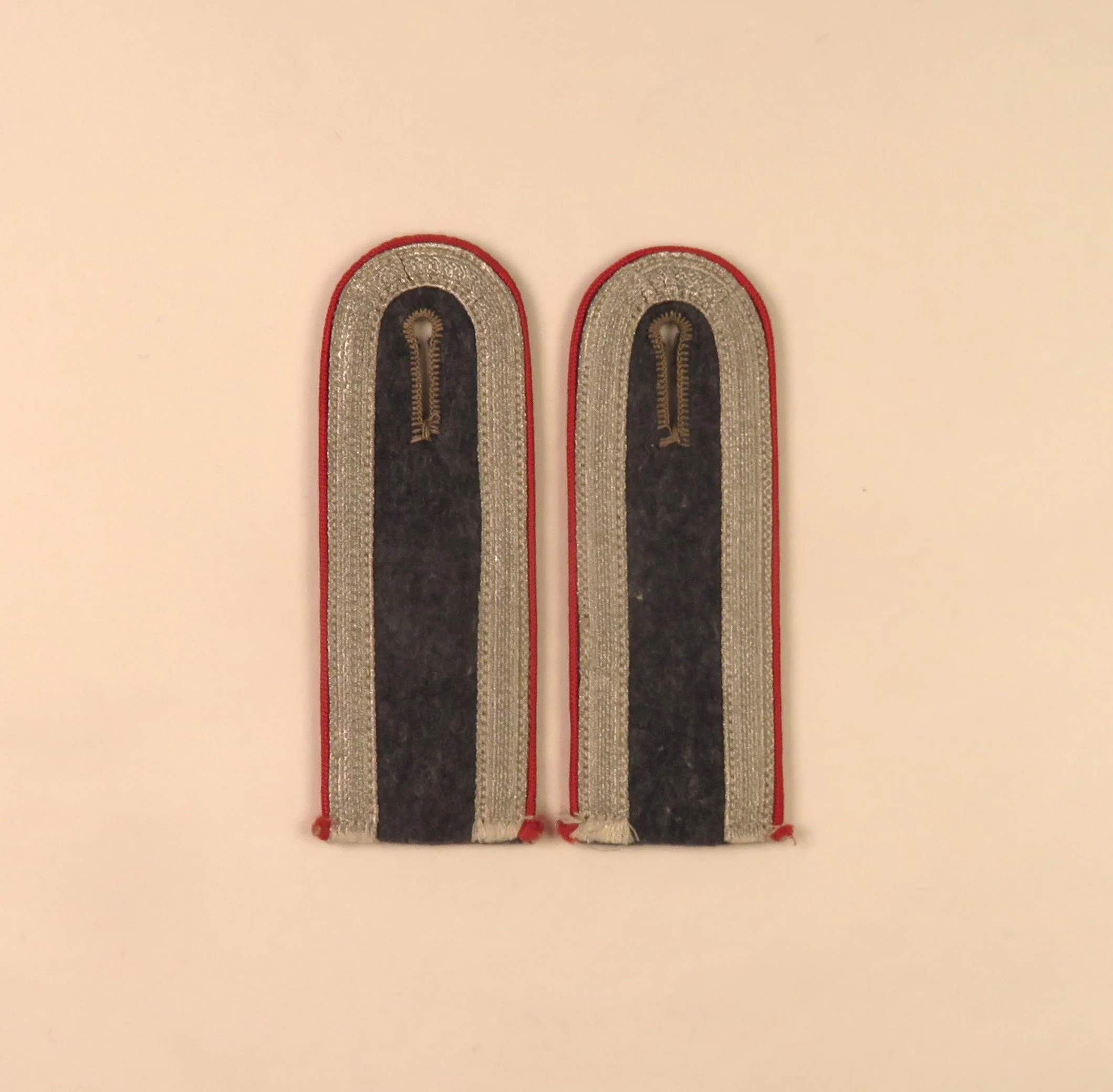 Germany. Luftwaffe NCO Artillery Shoulder Straps — WW2 Collectors World