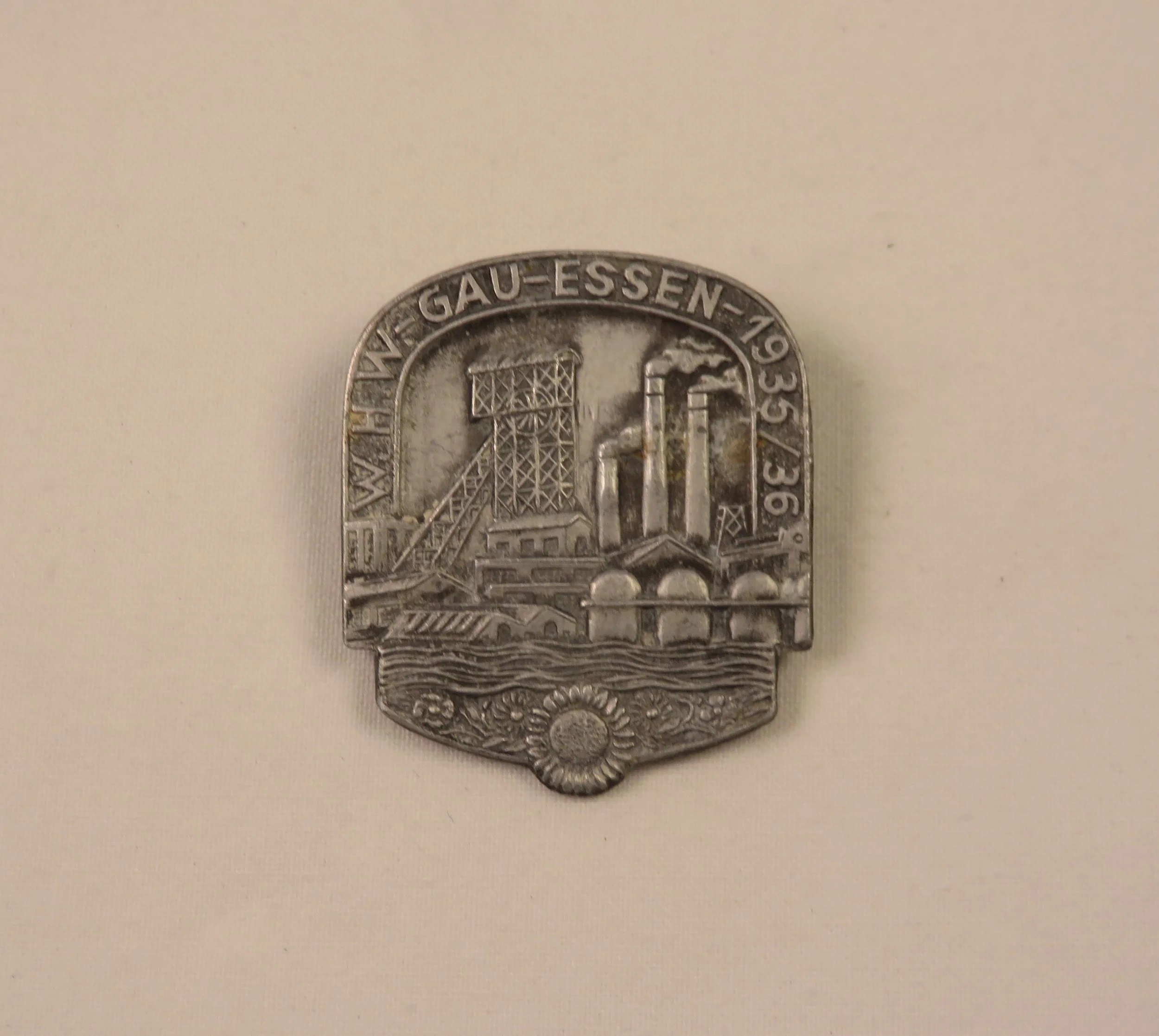 Germany. WHW - Gau Essen Tinnie, 1935 / 36 — WW2 Collectors World