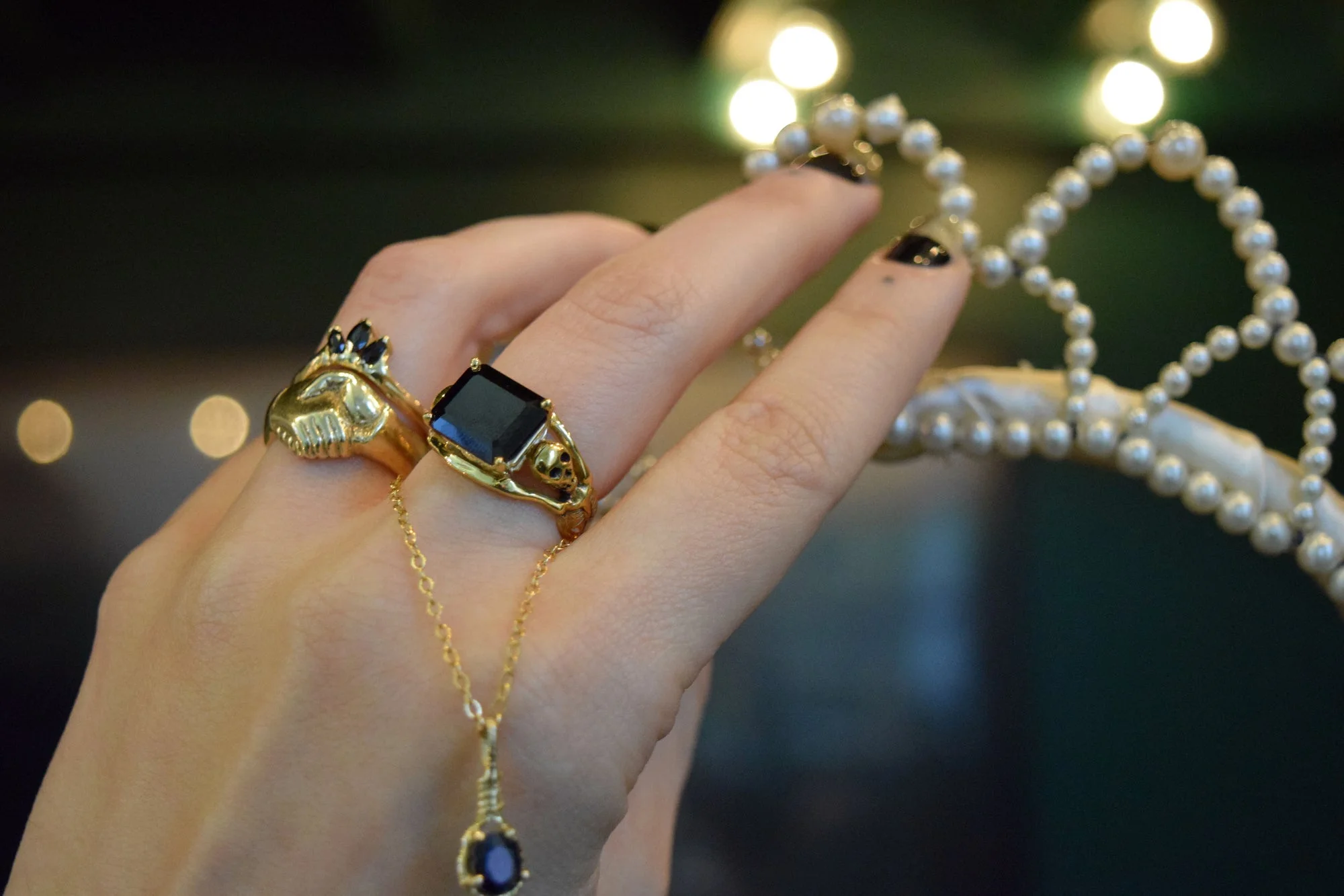 The Timeless Chain — Modern Mourning