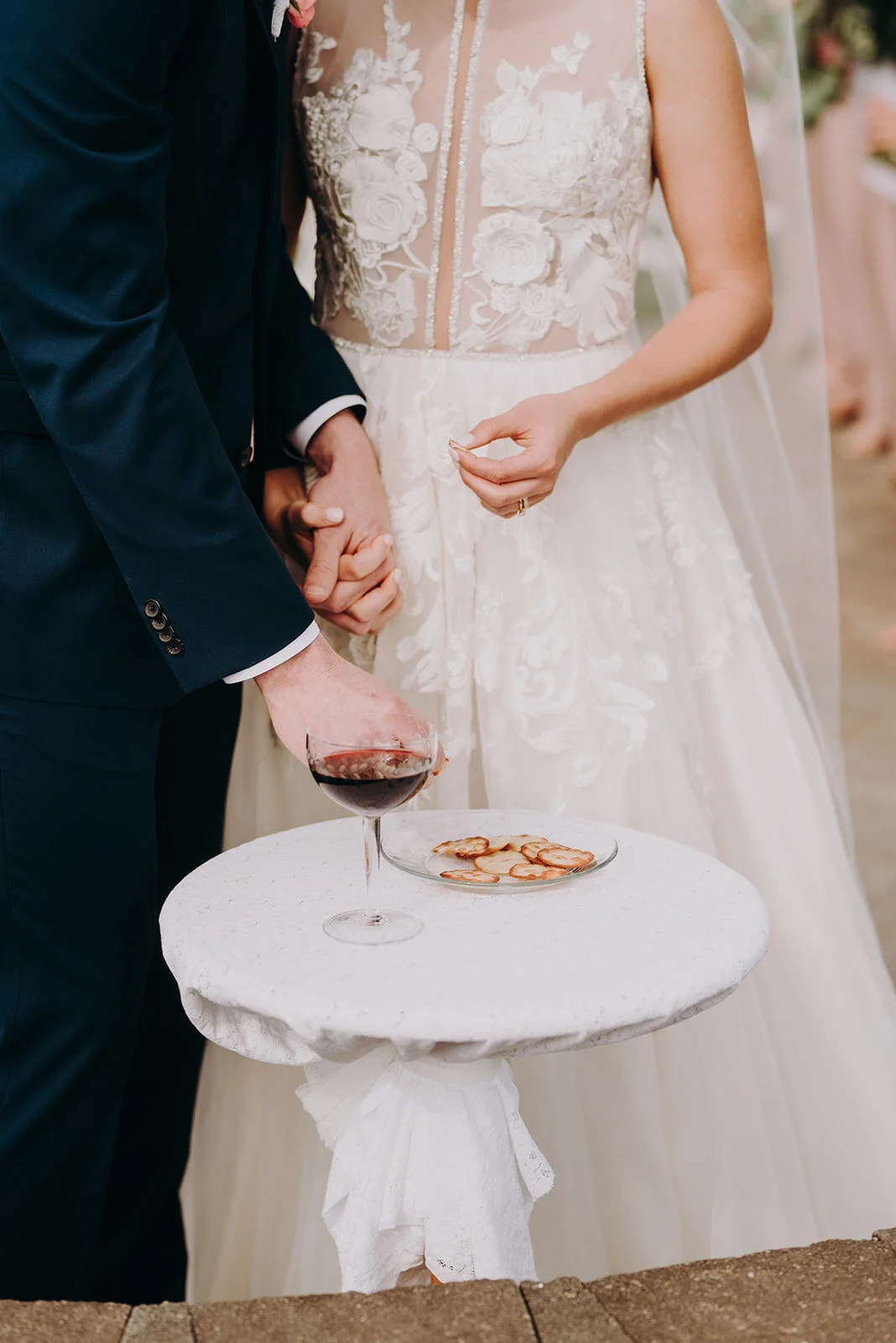 Summer Minnesota Wedding | Callie + Grant — The Outpost