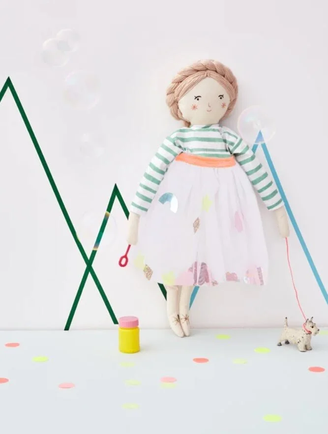 Sunday Craft Idea! Make your own Matilda doll 💛 | Inspiration Tales