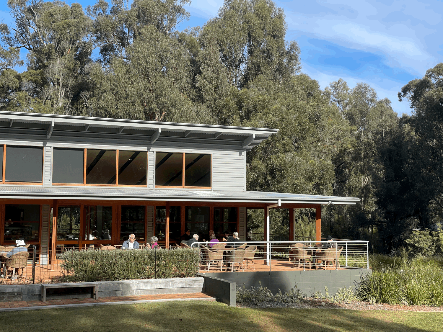 Mossy On Gardens — The Mossy Cafe Group
