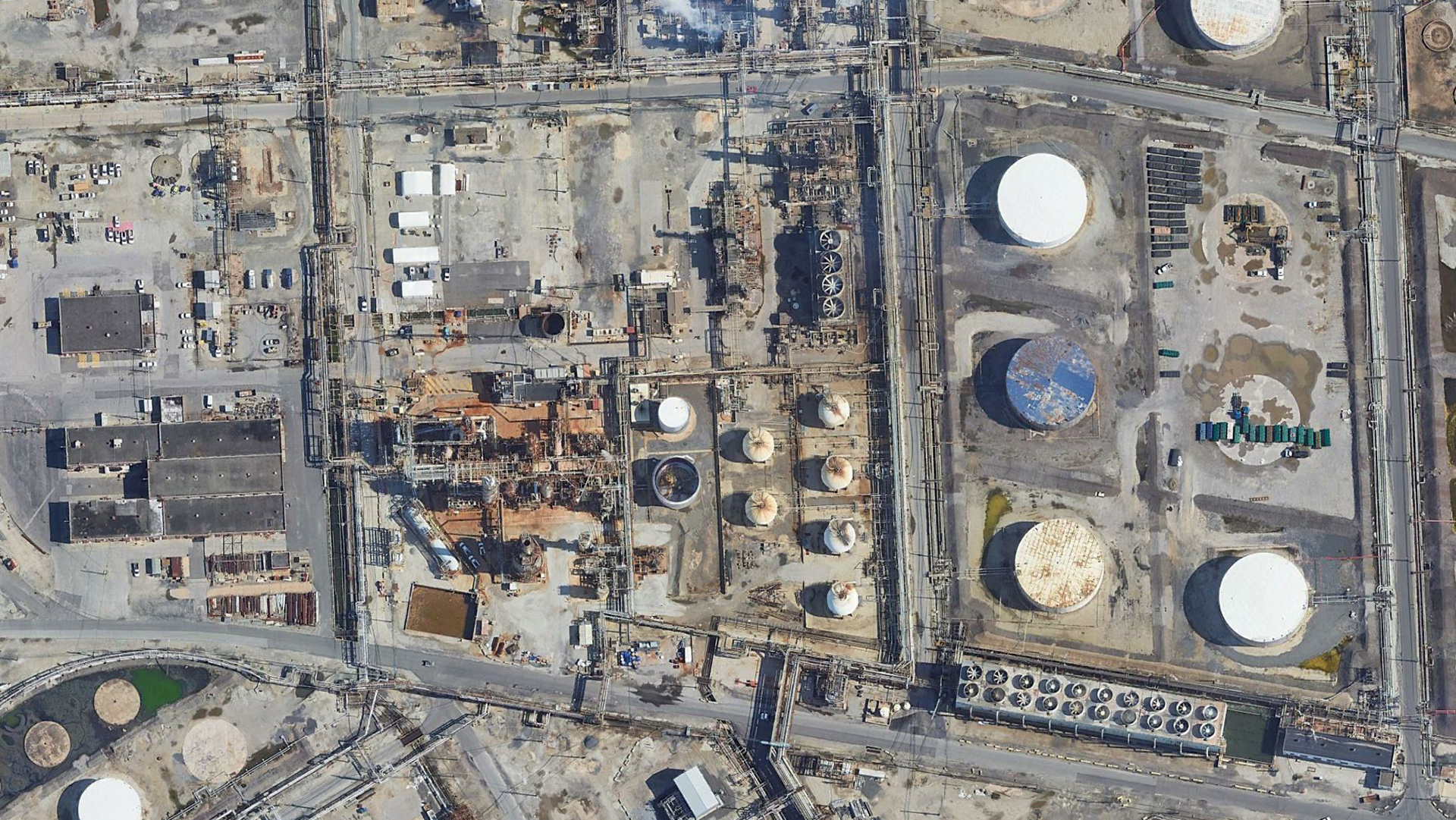 The aftermath of the PES refinery fire – Ursa Space Systems