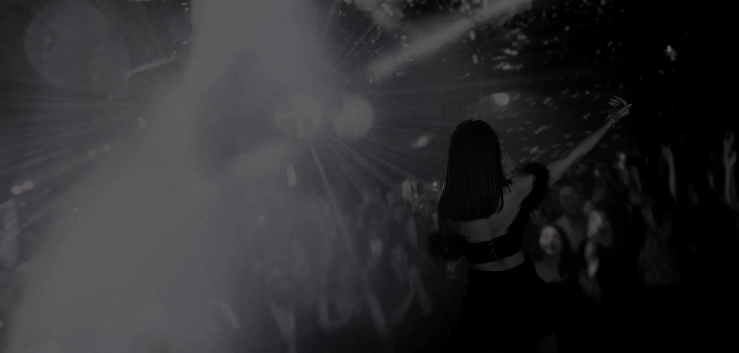 Donya Dadrasan - Persian Pop Sensation & Global Artist