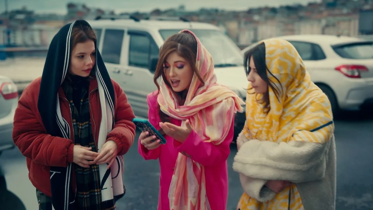 Donya Dadrasan - Persian Pop Sensation & Global Artist