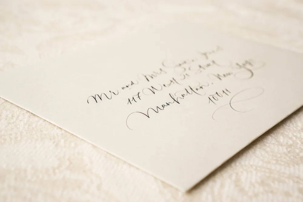 Handwritten wedding envelopes 60 photos - Astyledwedding.com