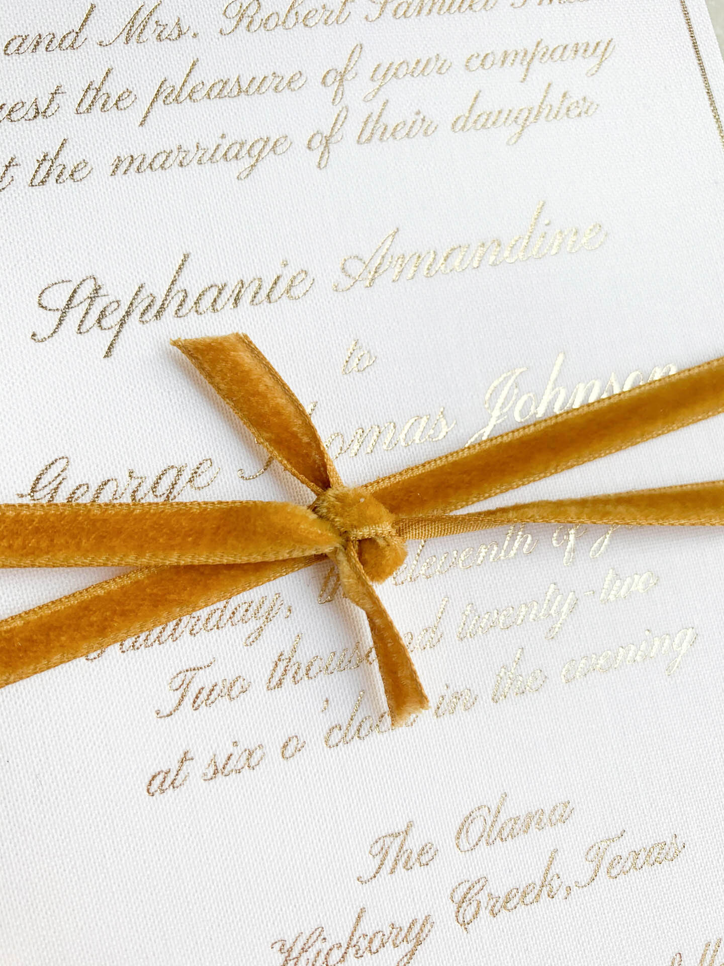 Invitations Ribbon Through