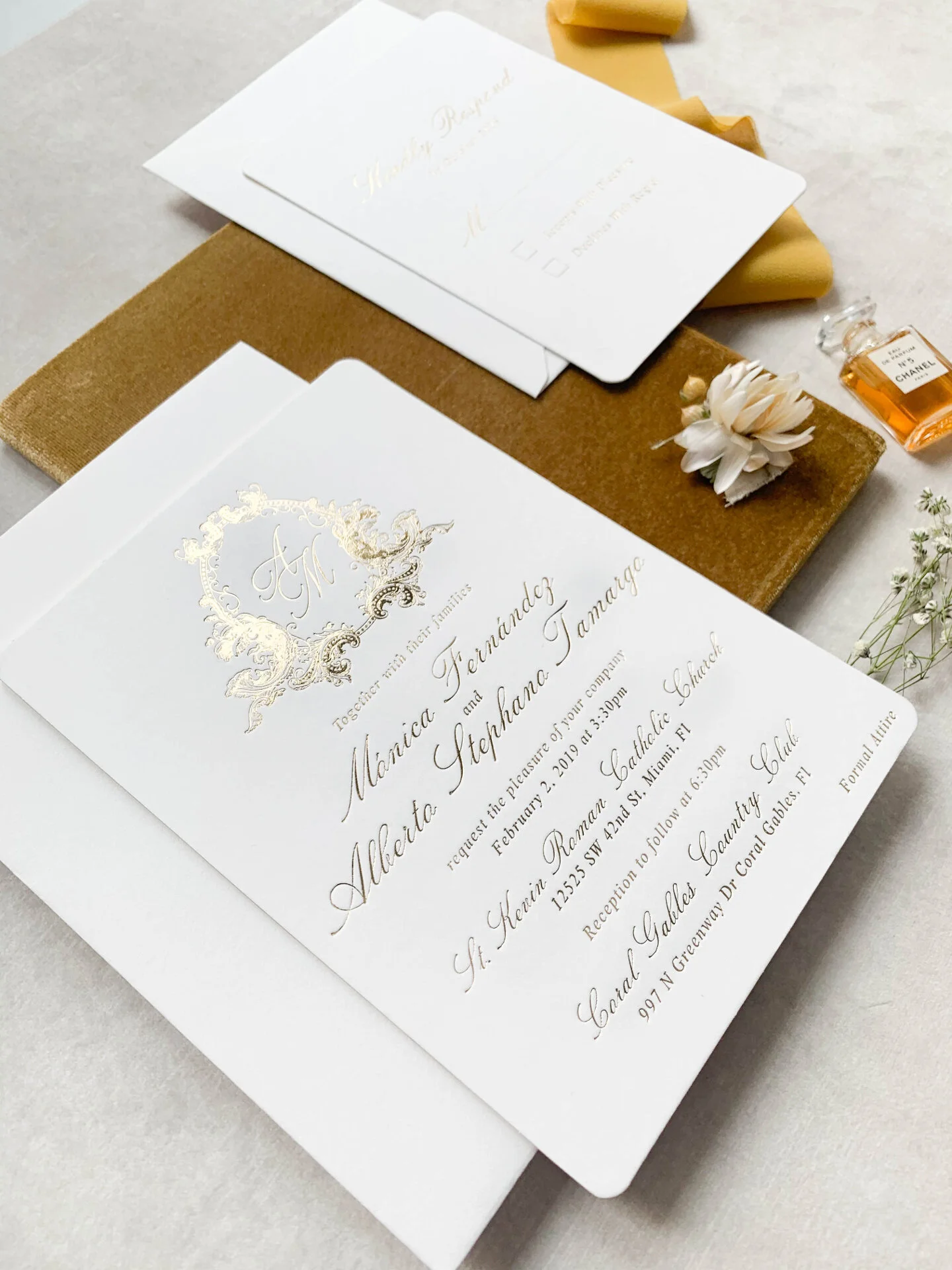 Gold foil wedding invitation 60 photos - Vianawedding.com