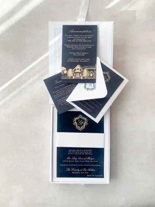 Wedding invitation boxes | Lettering By GRG