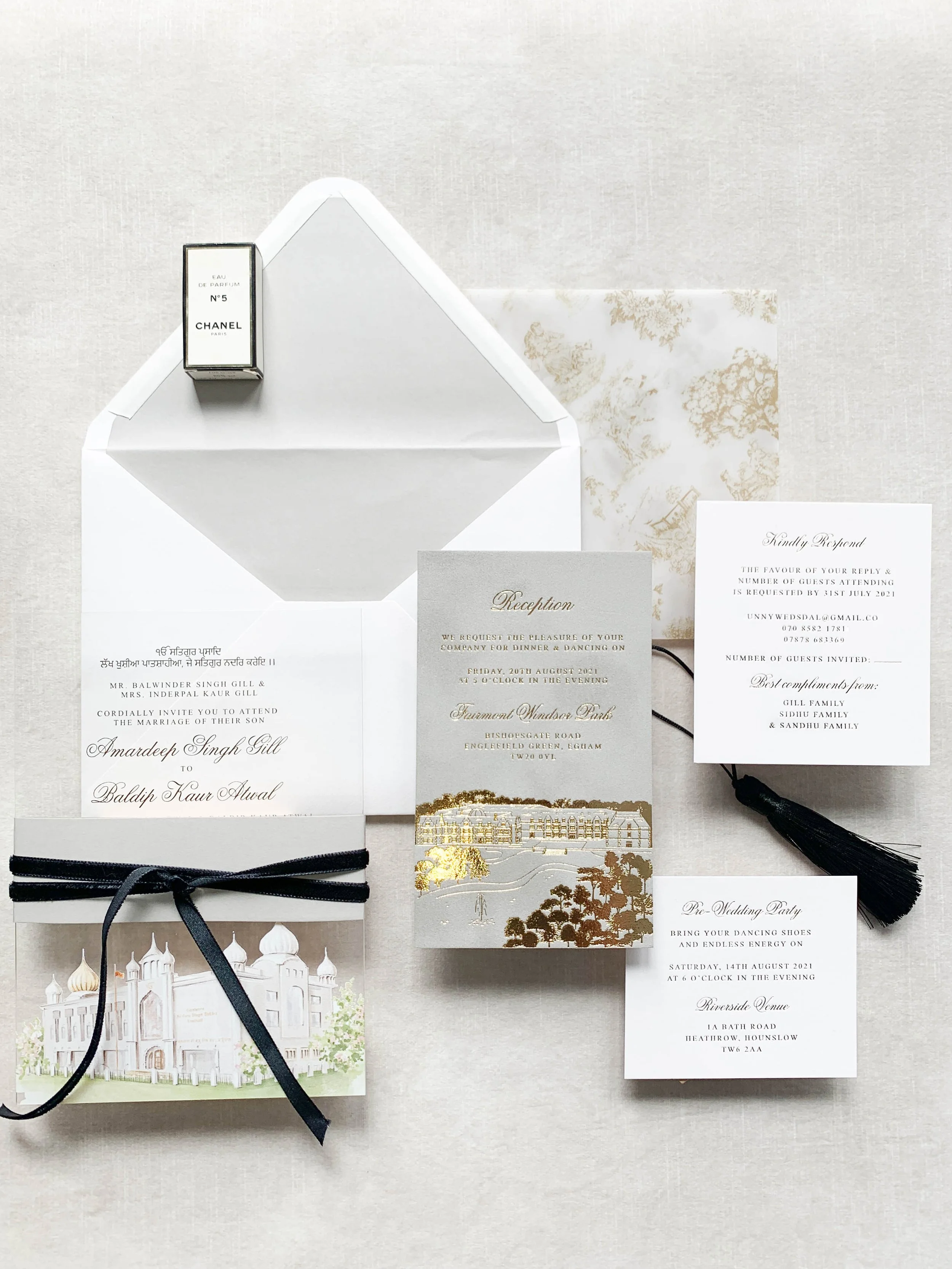 Velvet wedding invitations | Lettering By GRG