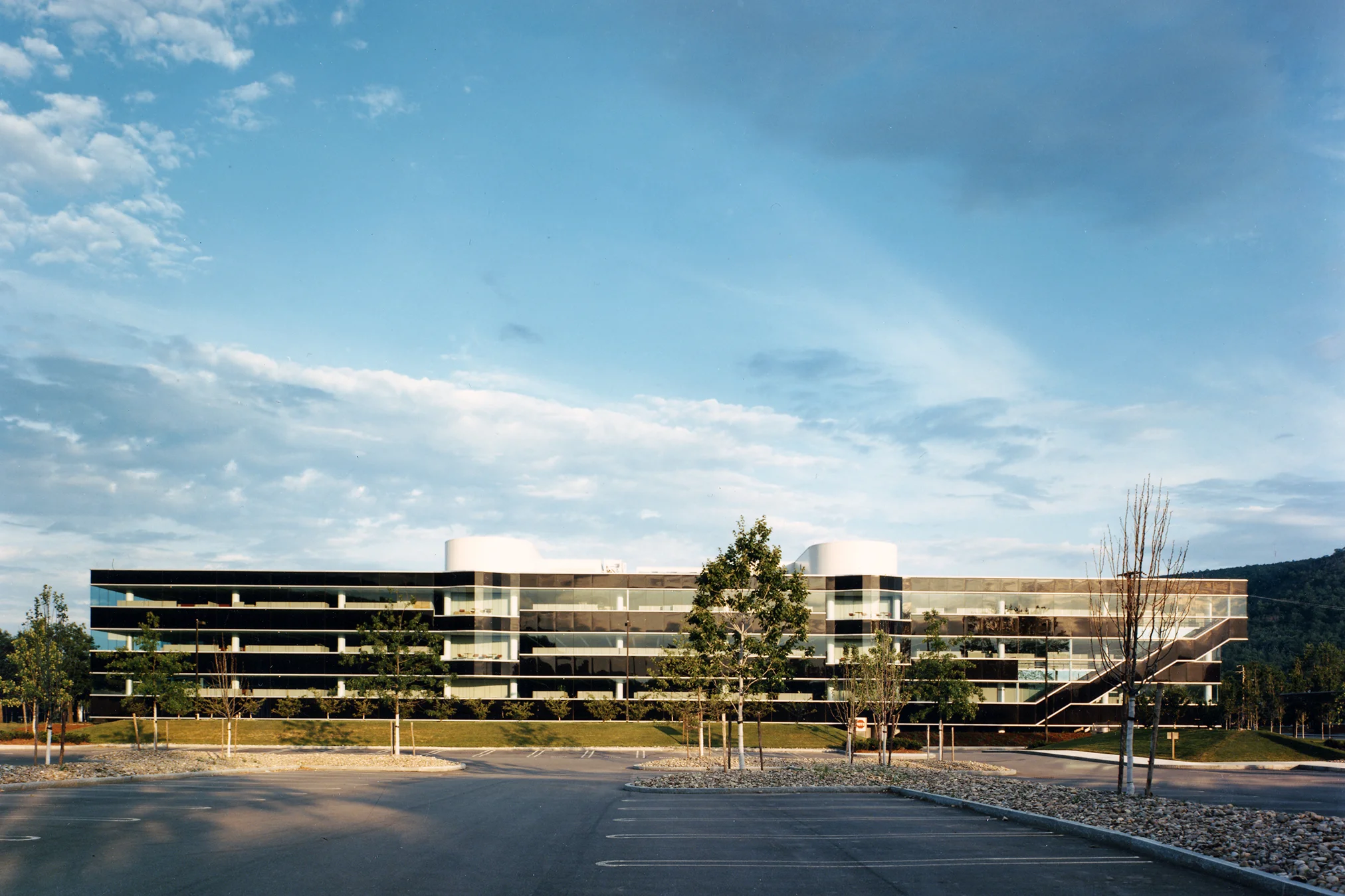Corning Glass Works W.C. Decker Engineering Building — Davis Brody Bond