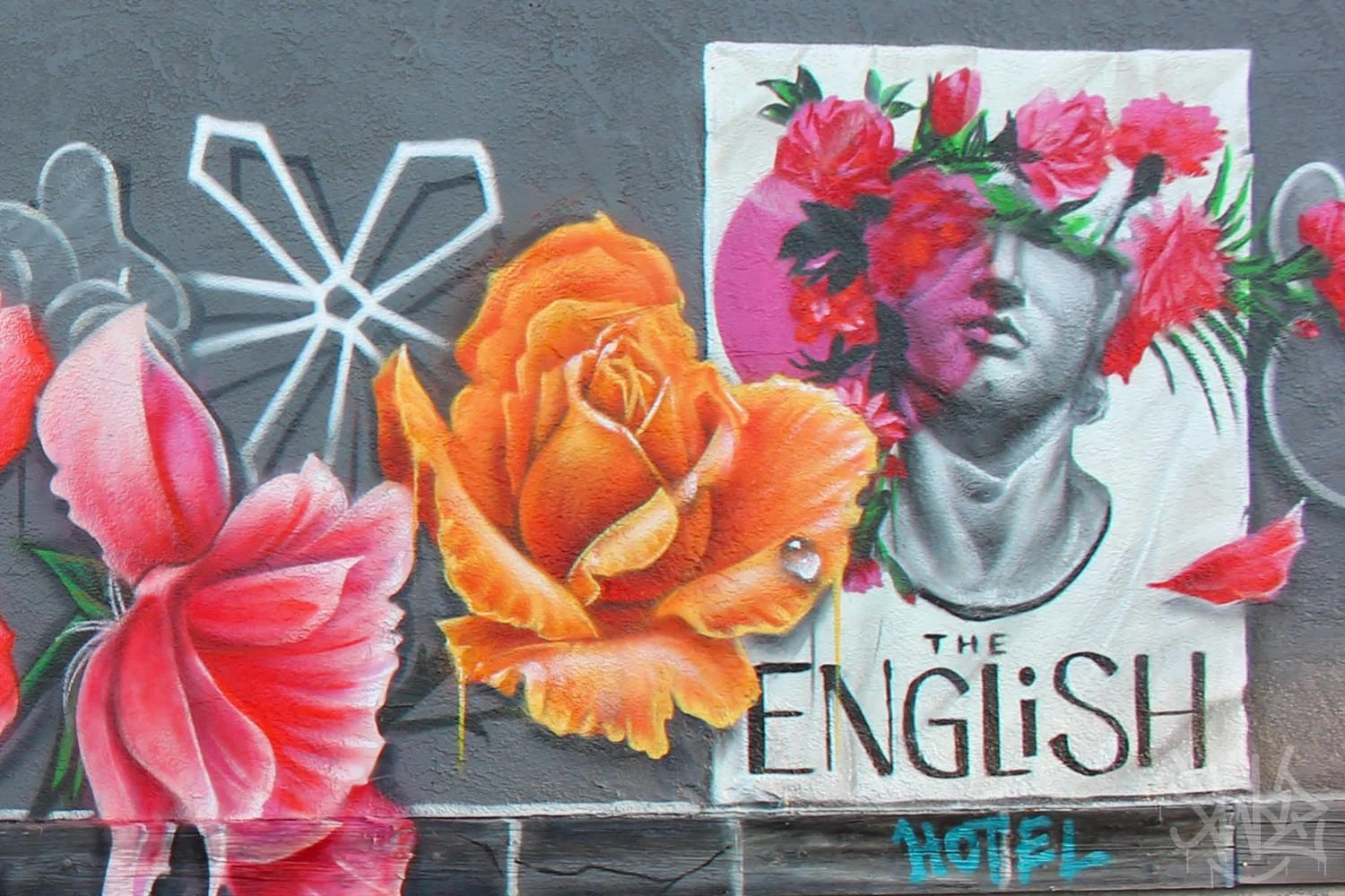 The English Hotel, Las Vegas - Pwoz Art | Mural Artist