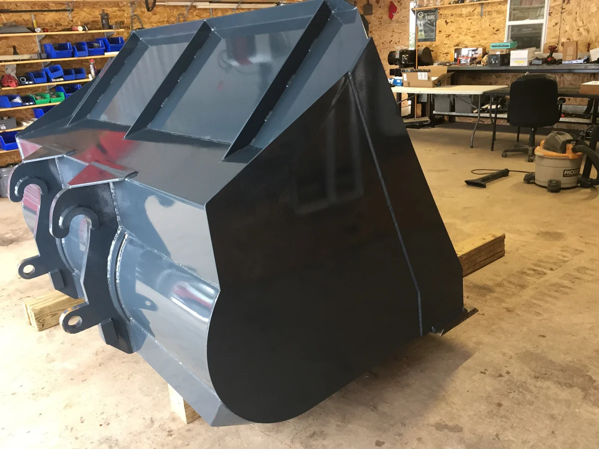 Stout Wheel Loader Buckets — Midwest Sidewalls