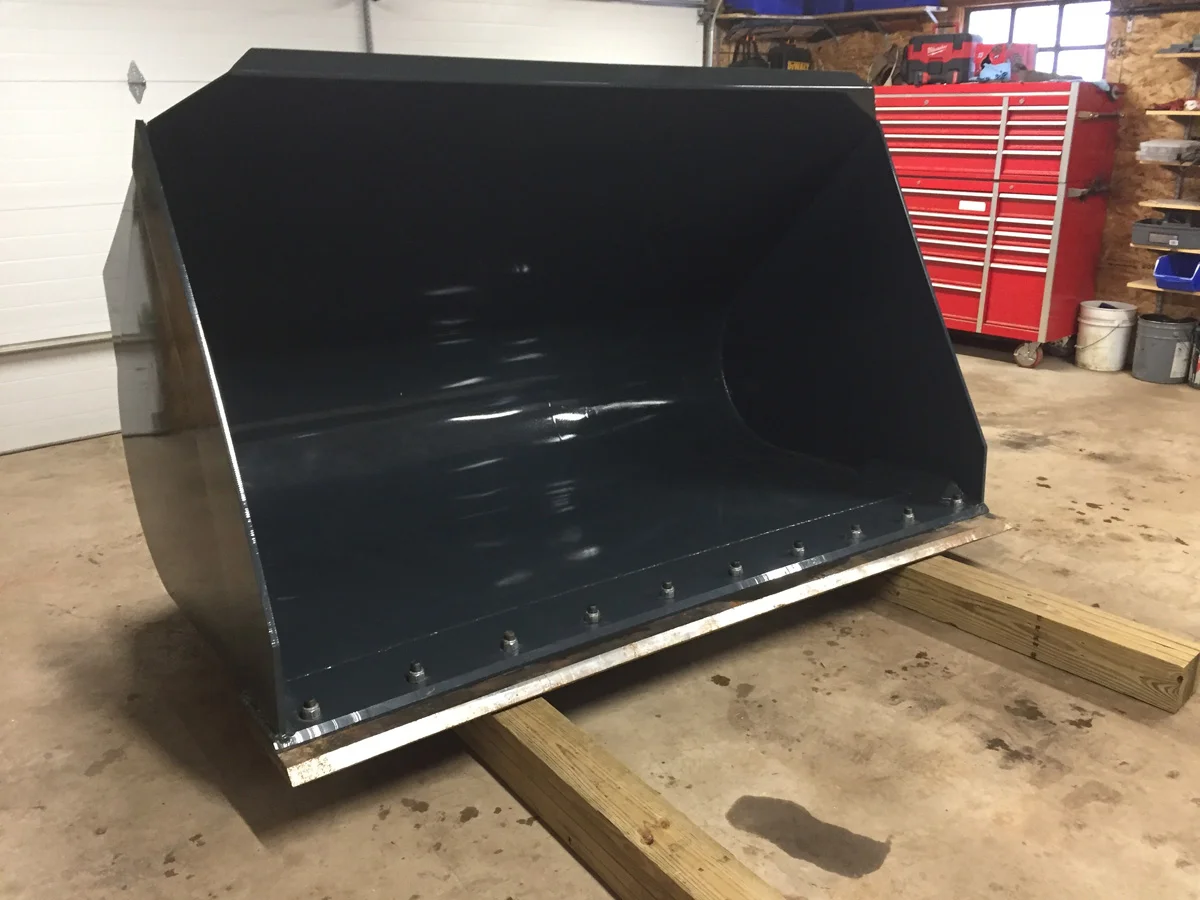 Stout Wheel Loader Buckets — Midwest Sidewalls