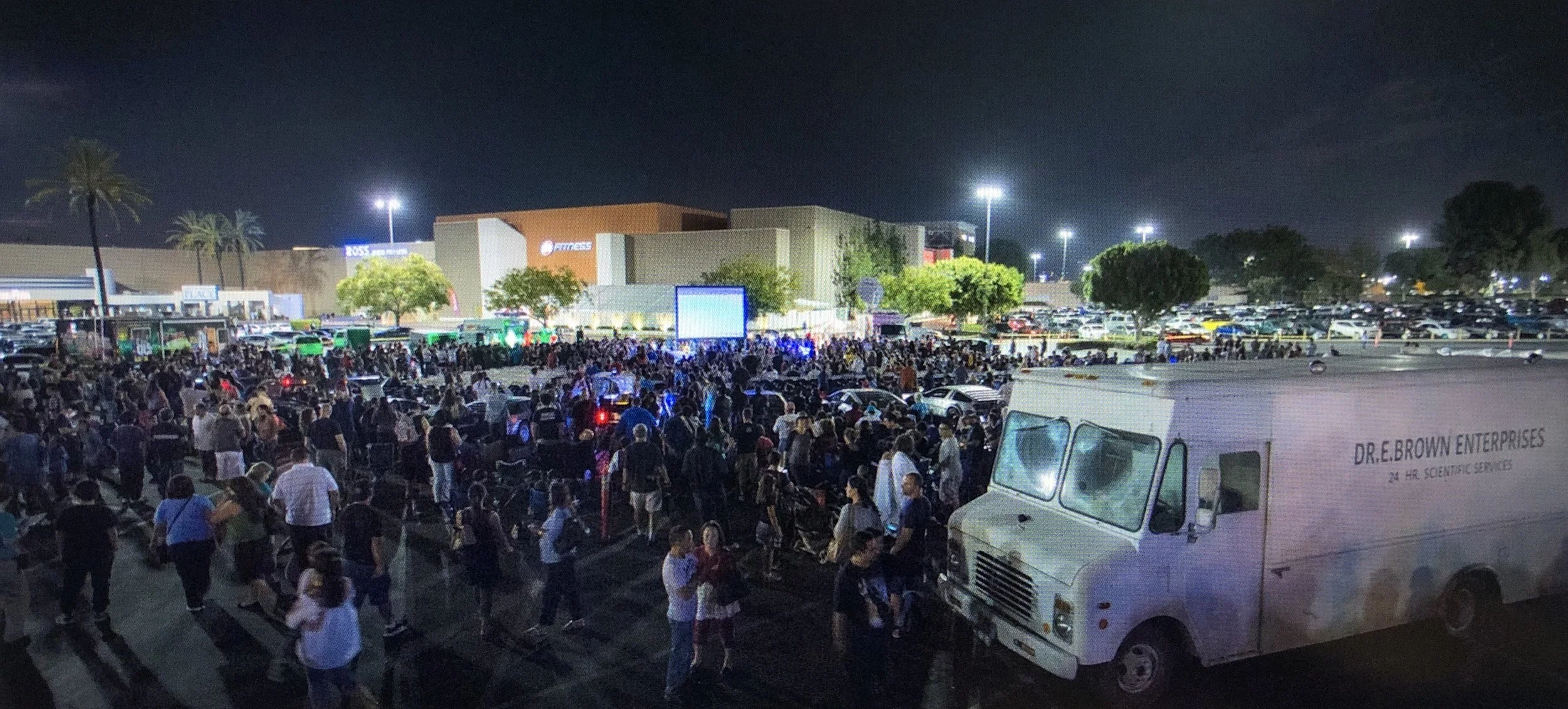 DOC BROWN'S 1985 GMC STEP VAN — 88 MPH TIME MACHINE