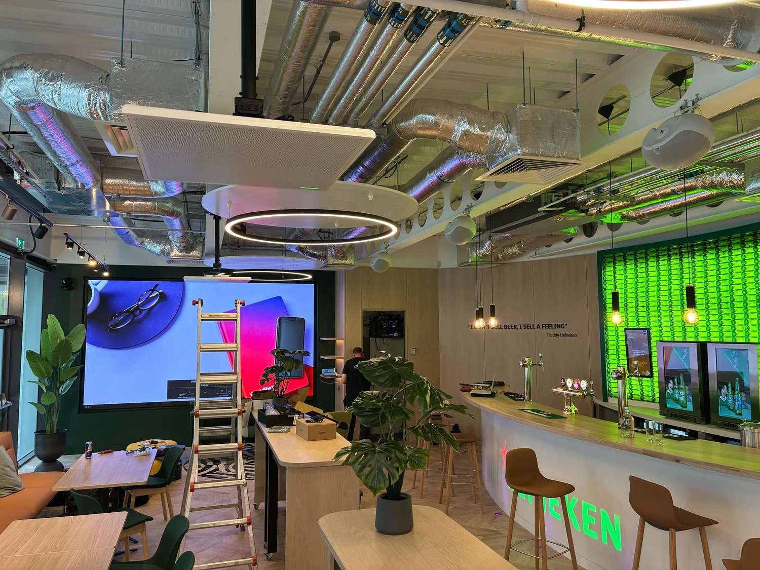Metro Solutions Audio Visual Service & Installation Contracting Company ...