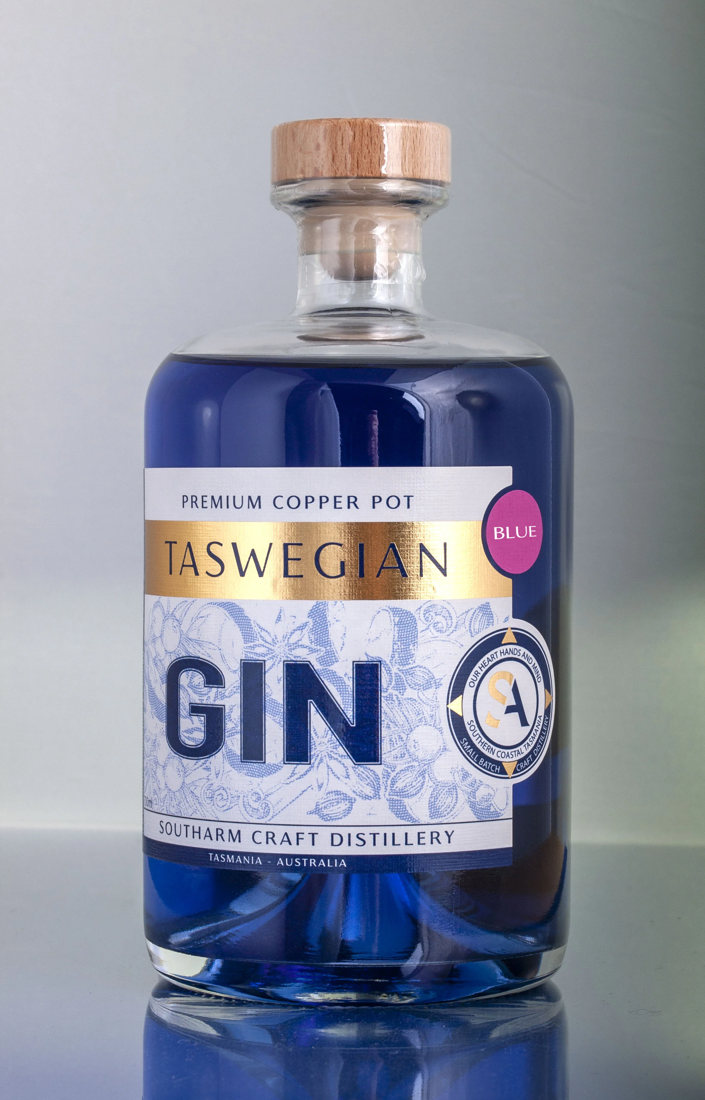 TASWEGIAN BLUE Gin — SOUTHARM CRAFT DISTILLERY