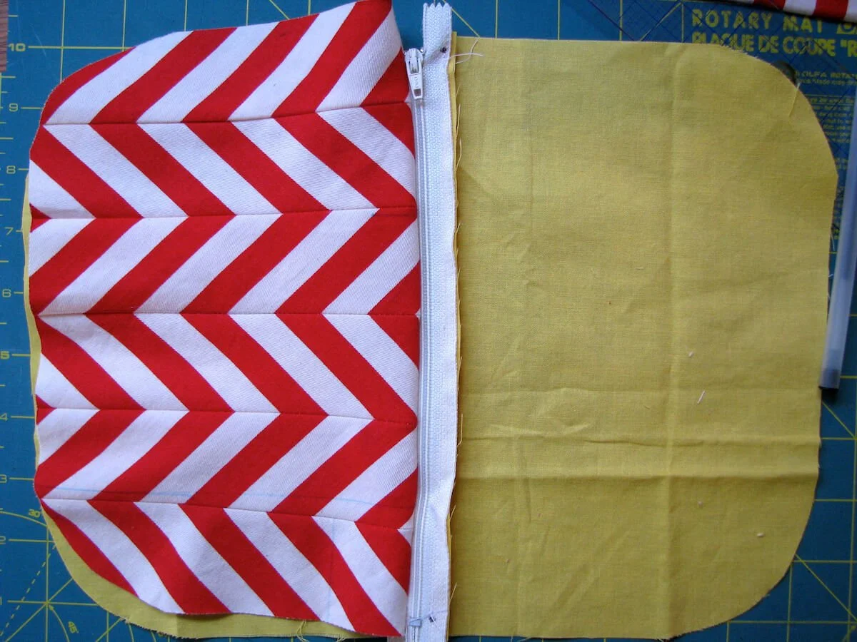 Free Chevron Wristlet Pattern! — Made by Rae