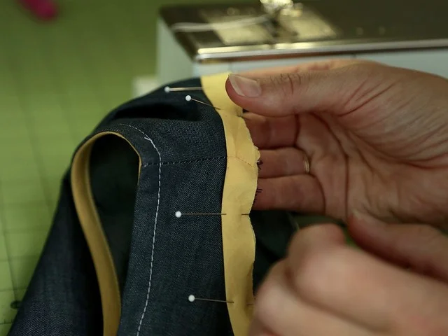 Bias Binding Tutorial (french method) — Made by Rae