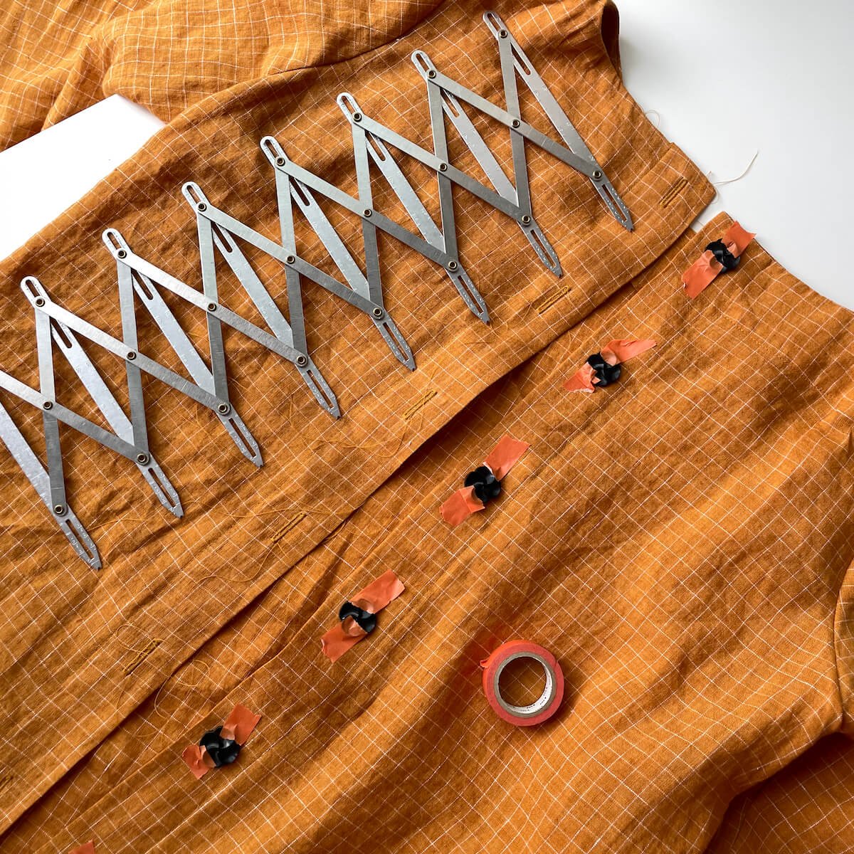 Tips for sewing buttons and buttonholes — Made by Rae